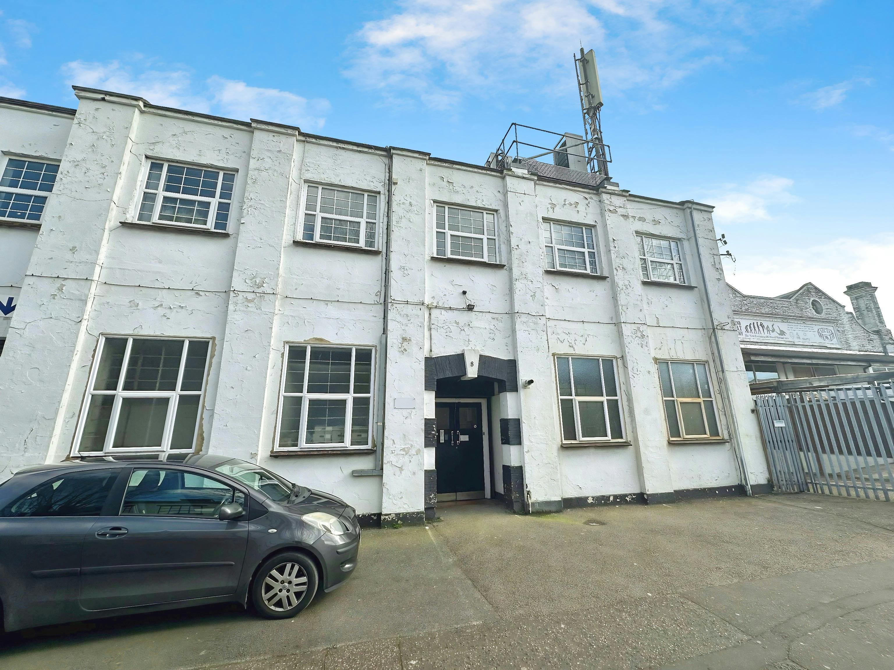 First Floor Office, 8 Grainger Road, Southend On Sea, Office, To Let ...