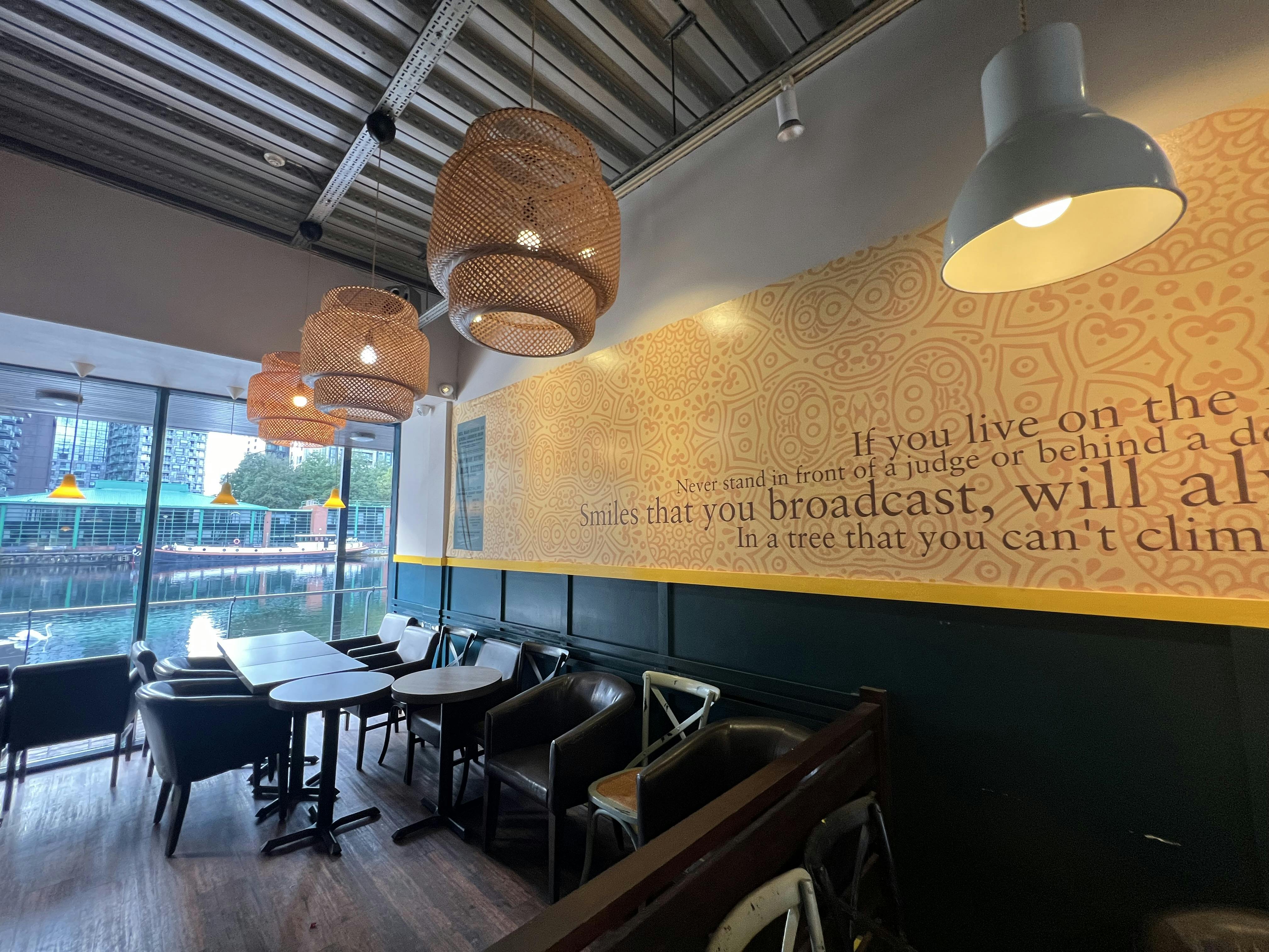 Harbour Island, Harbour Exchange Square, London, Restaurant ...