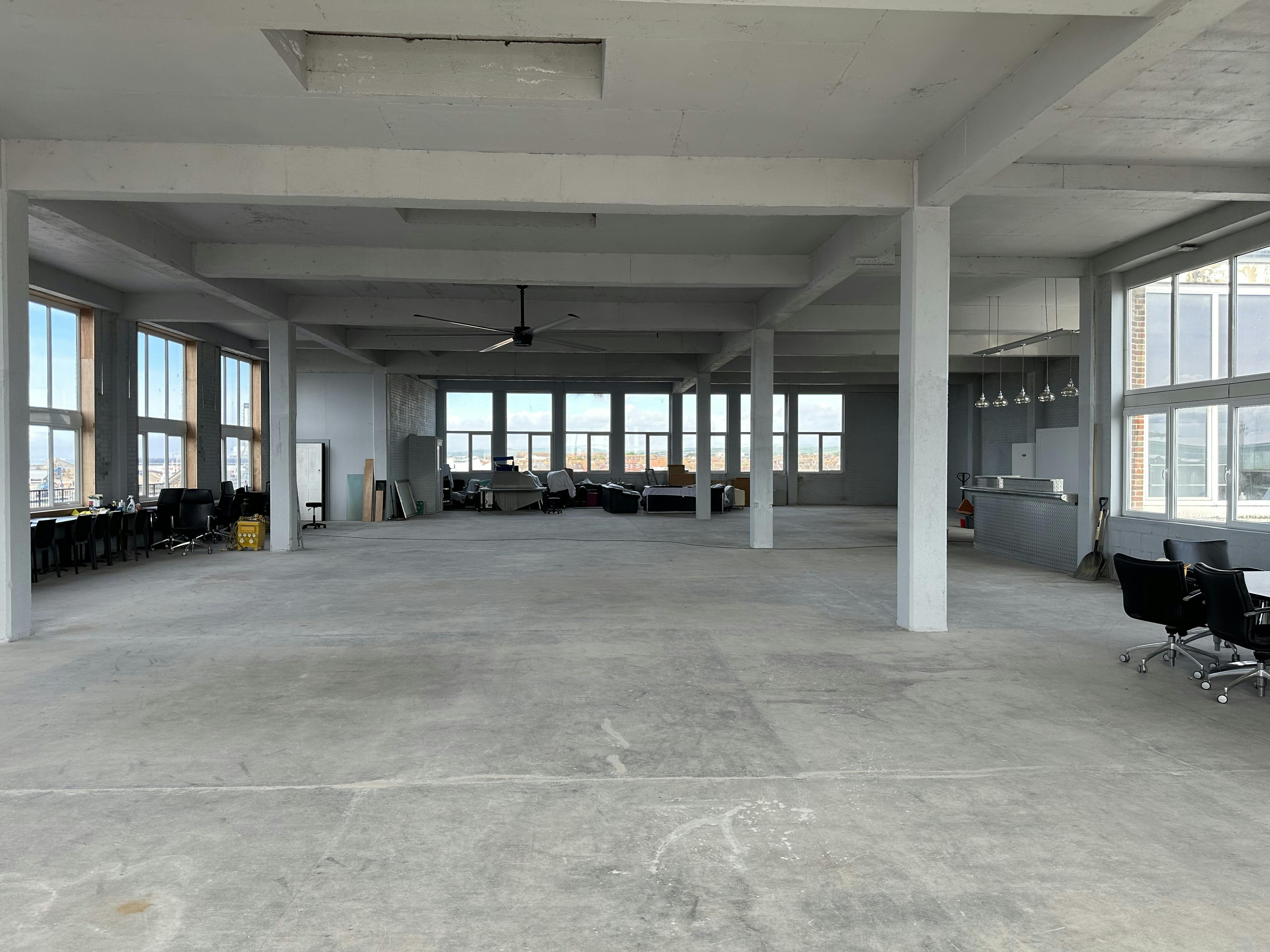 The Circle Building, Portslade, A3 (Restaurants and Cafes) / Leisure ...