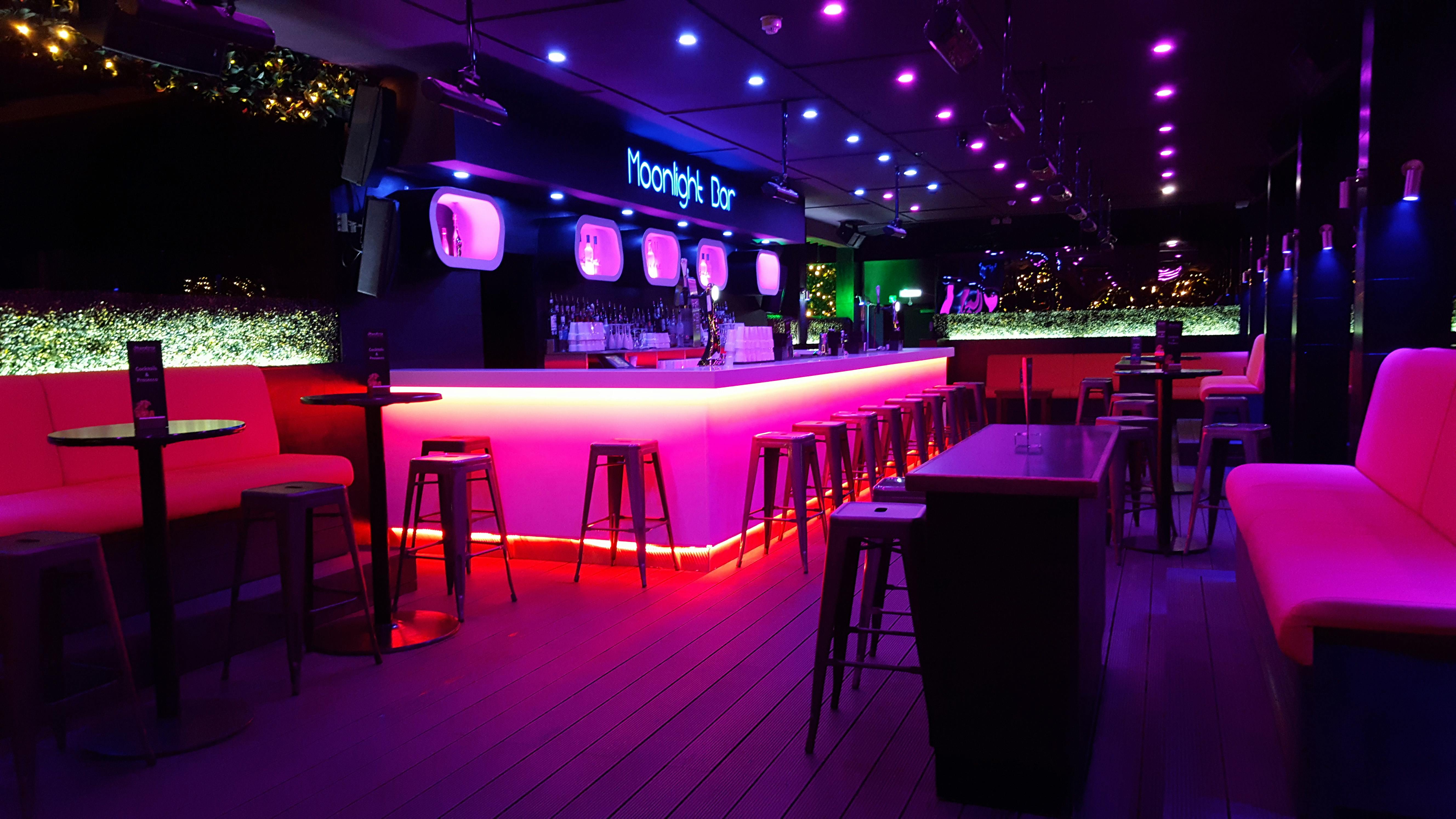 Maidstone Restaurant / Bar, 28-32 Gabriels Hill, Maidstone, Bar ...