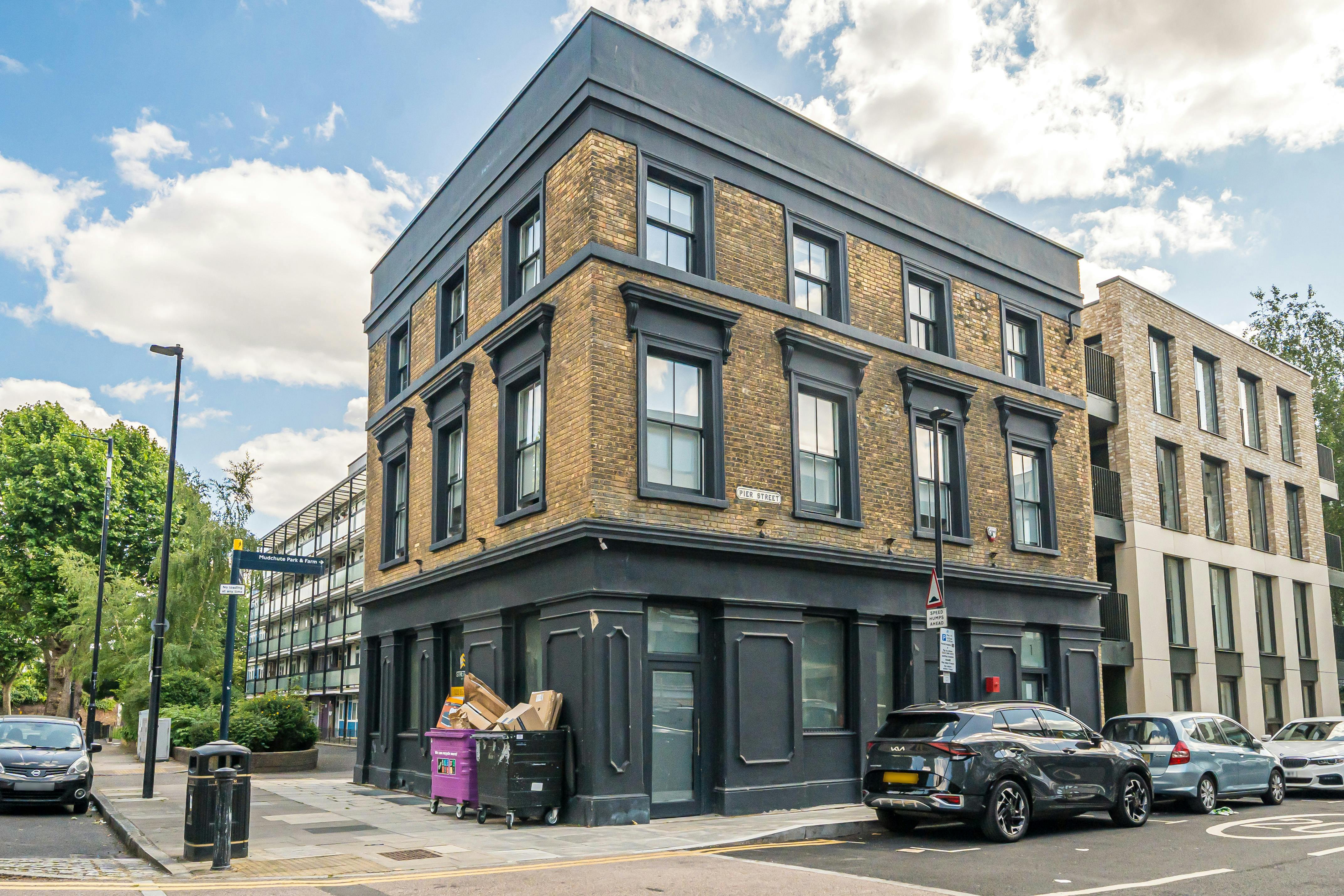 299 Manchester Road, London, D2 Leisure, To Let - Stirling Ackroyd