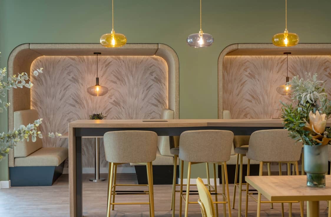 Arena Business Centre, Reading, 100 Berkshire Place, Wokingham, Offices ...