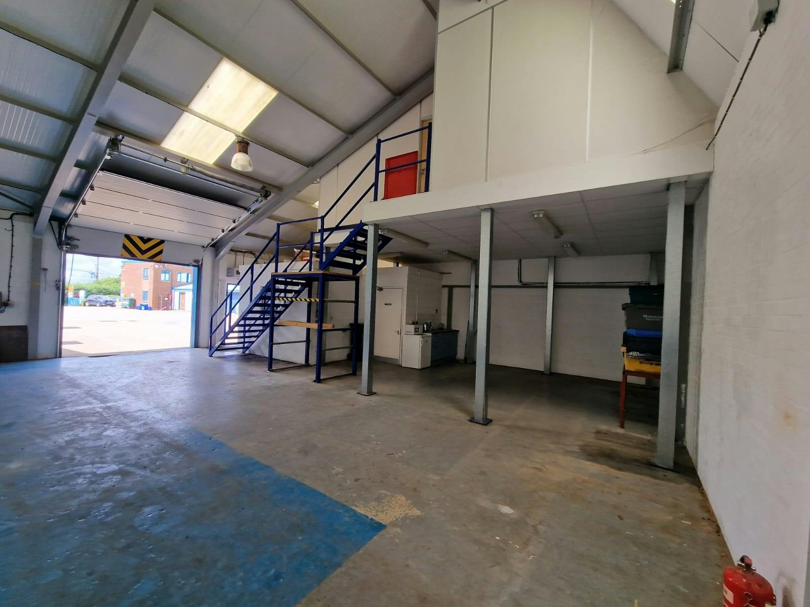 Unit 14 Cufaude Business Park, Cufaude Lane, Bramley, Industrial ...