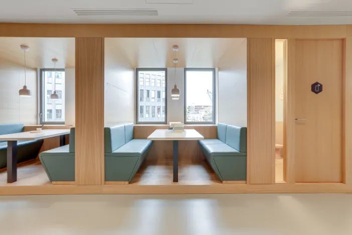 Regus Winnersh Triangle, Wharfedale Road, Building 220, Wokingham ...