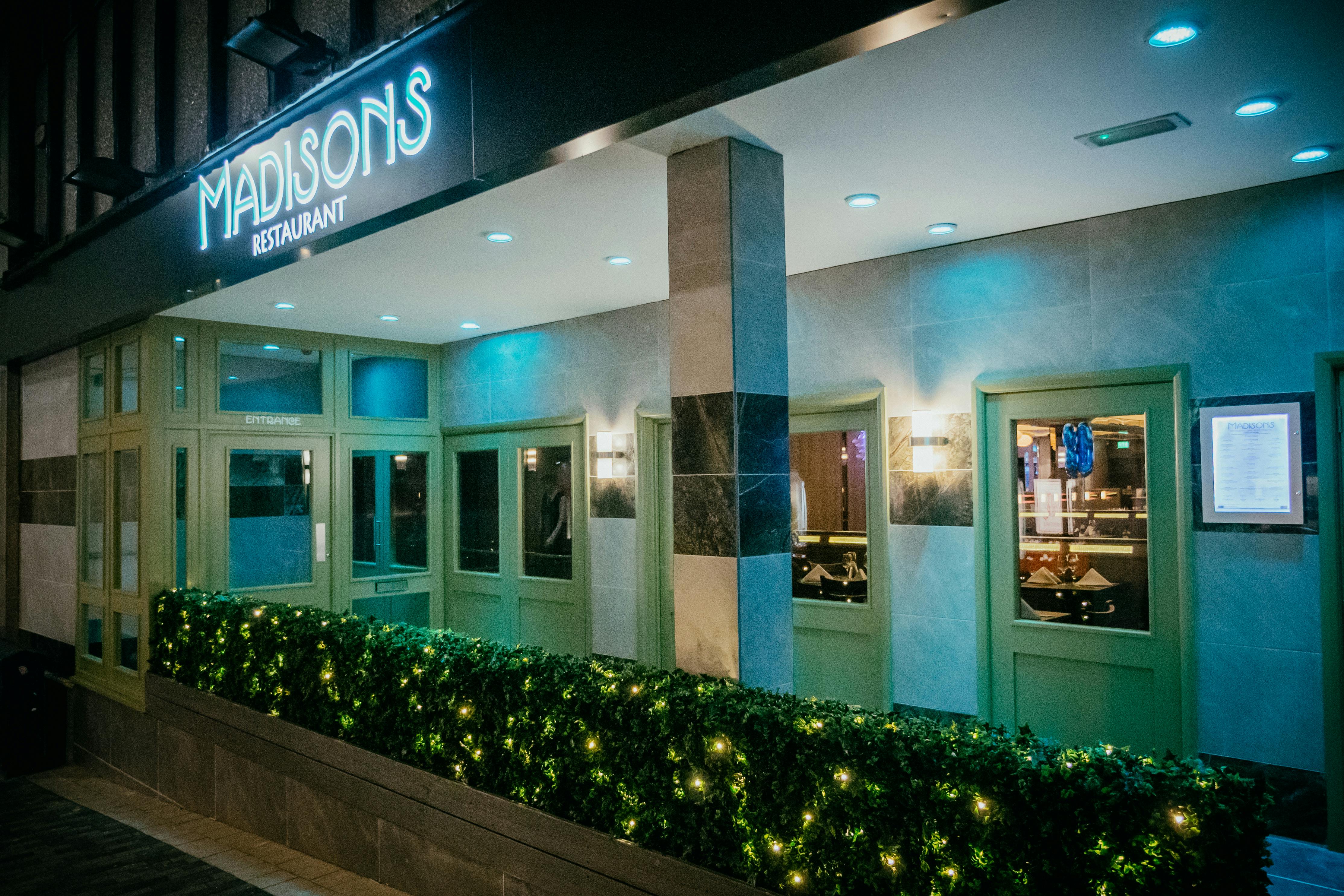 Maidstone Restaurant / Bar, 28-32 Gabriels Hill, Maidstone, Bar ...