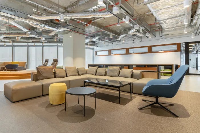 Regus Winnersh Triangle, Wharfedale Road, Building 220, Wokingham ...