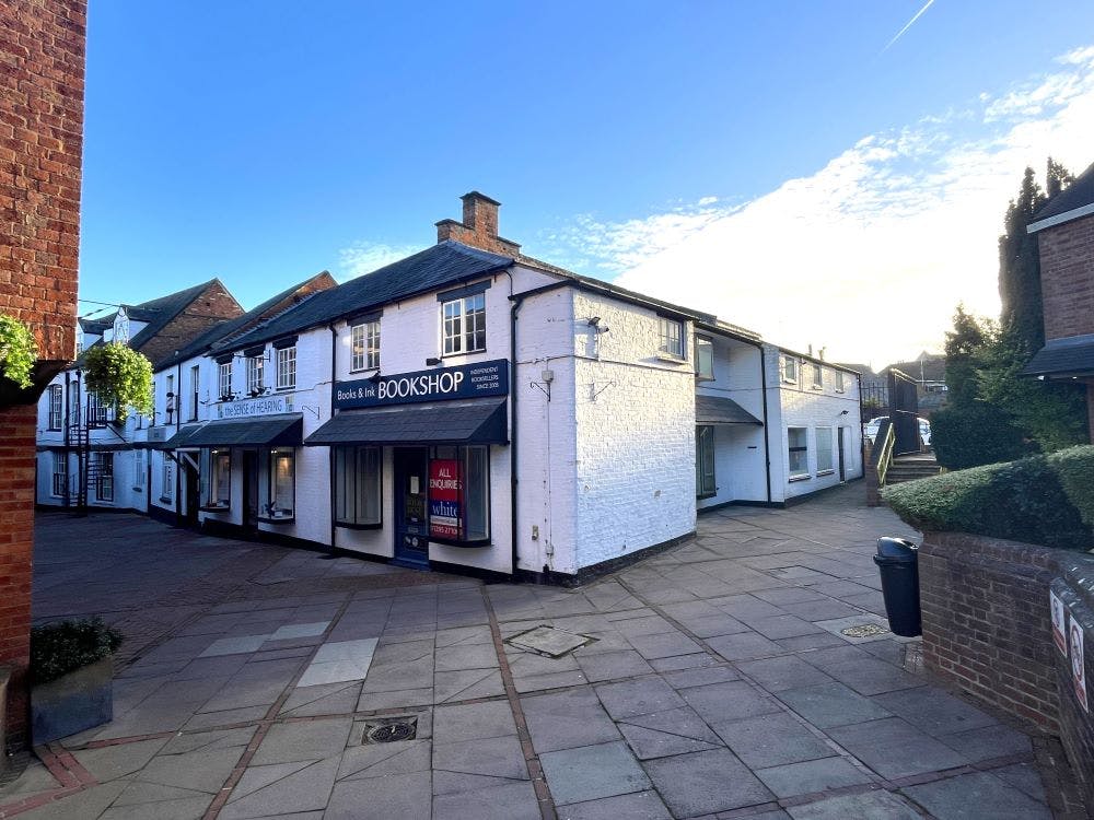 4 White lion walk, Banbury, Residential Conversion / Retail, For Sale ...