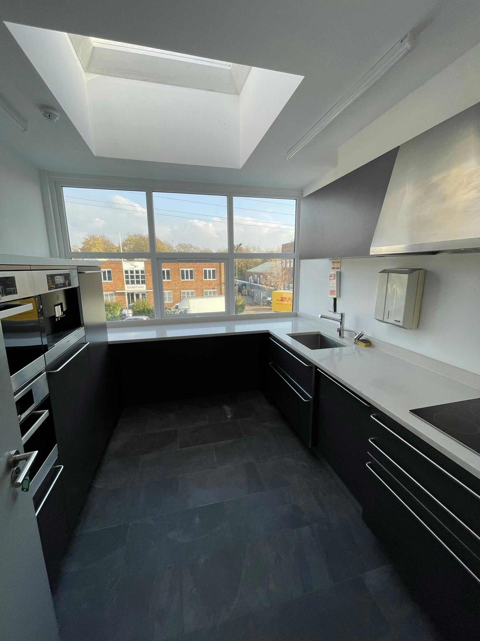 15 Lyon Road, Wimbledon, Industrial, To Let - Grant Mills Woods - AS