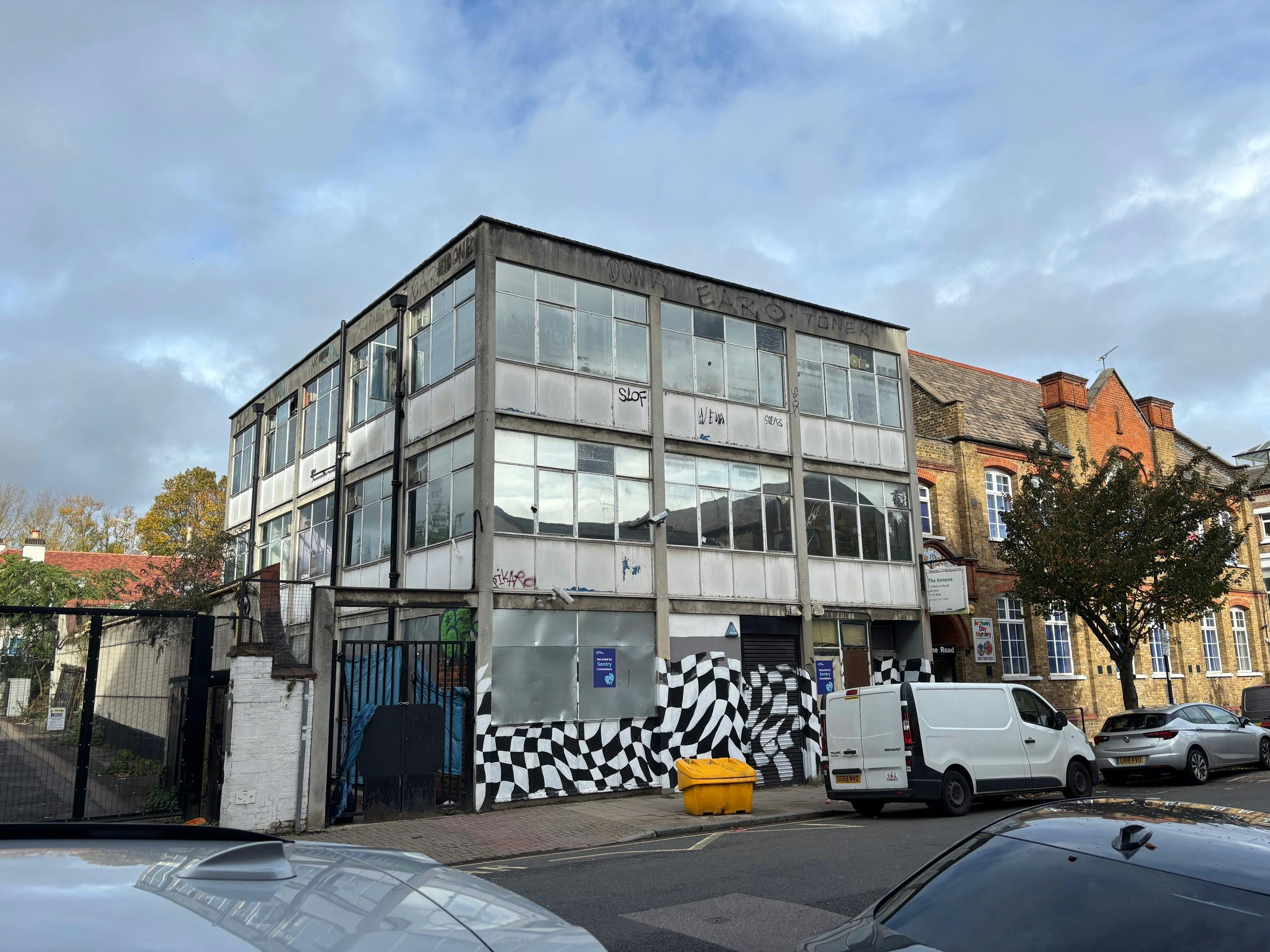 5 Elthorne Road, London, Investment / Office, For Sale