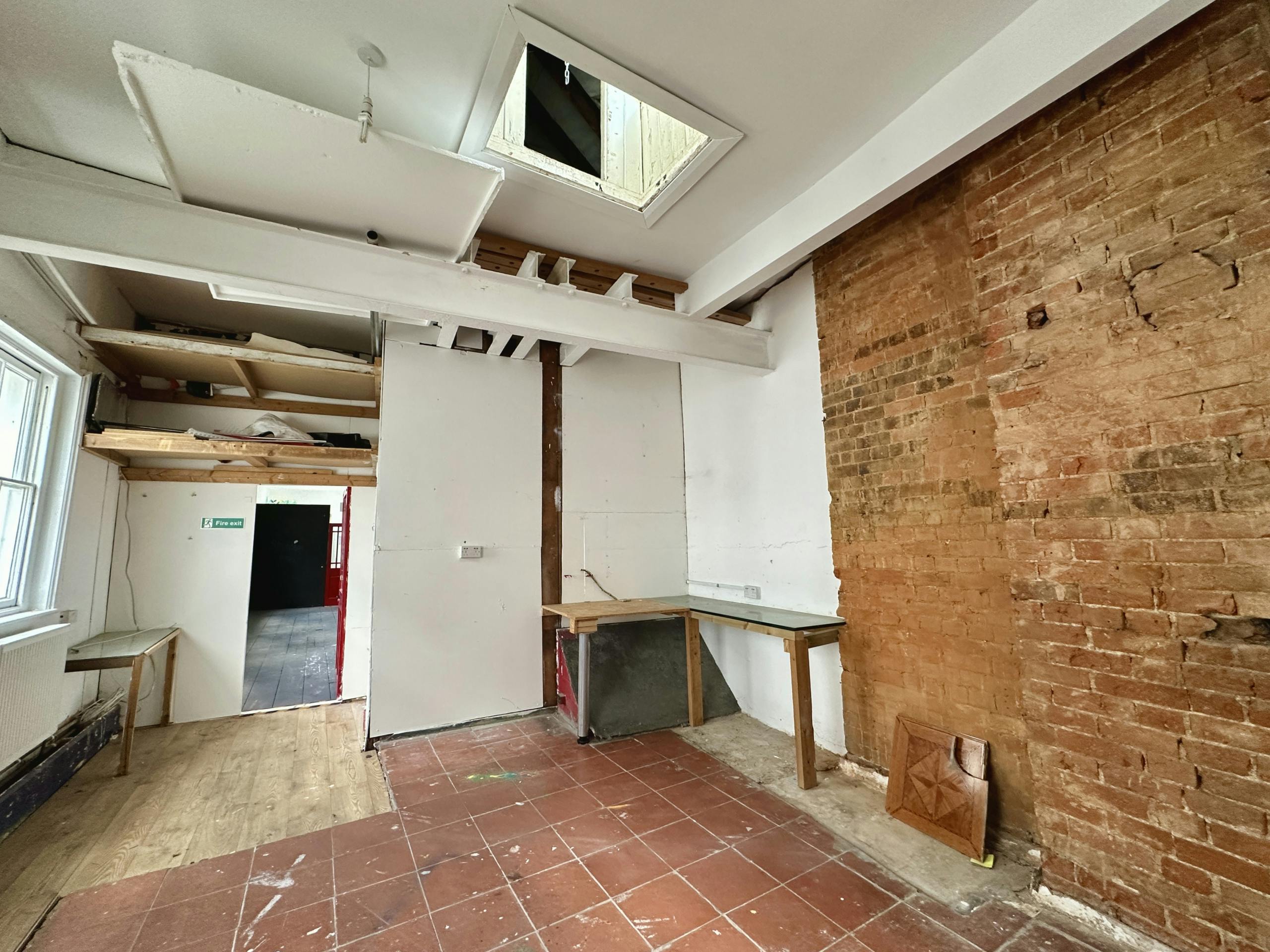 32a, George Street, Luton, Office, To Let - S.R. Wood & Son