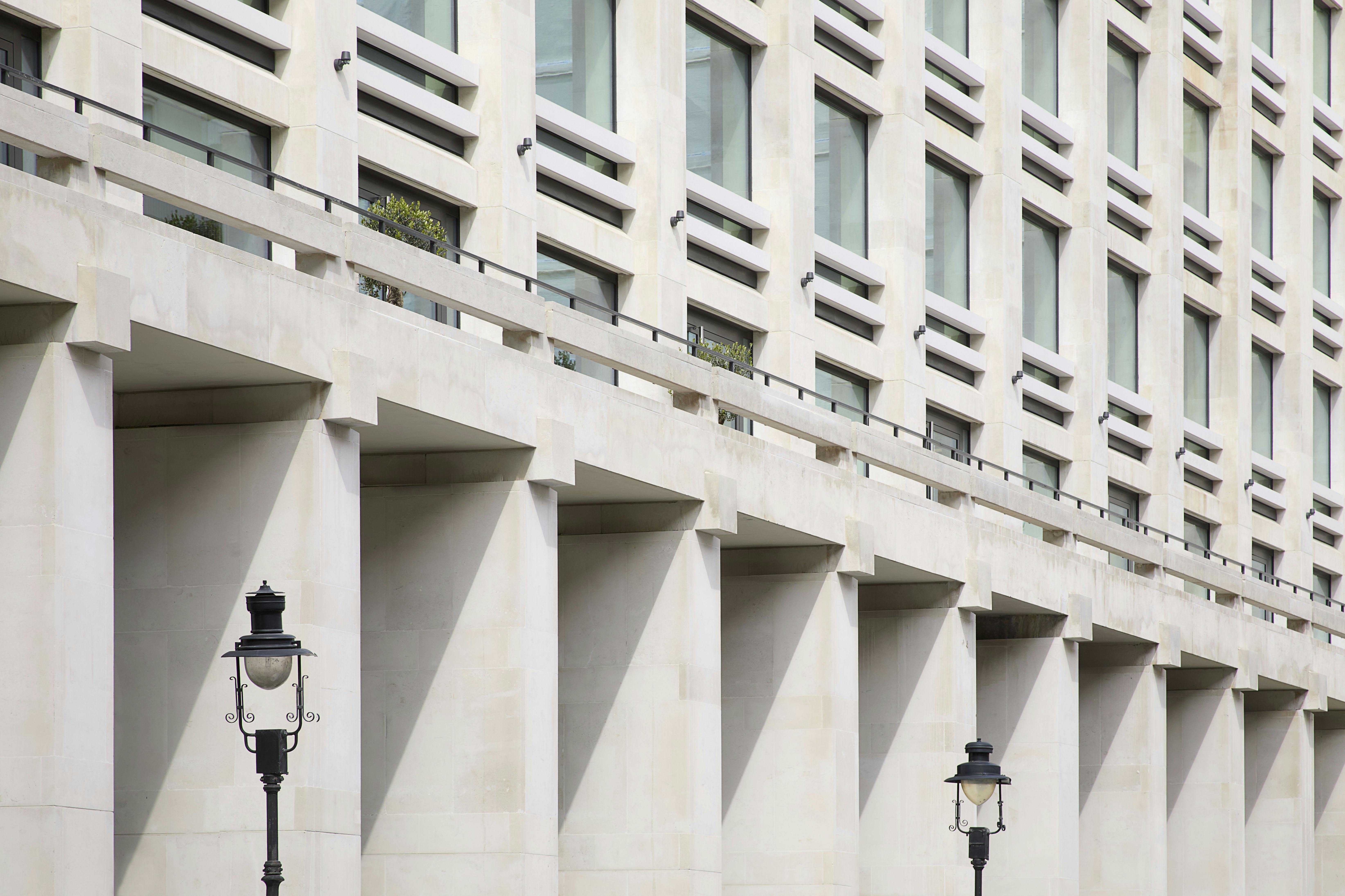 20 Carlton House Terrace, St James's - Edward Charles & Partners