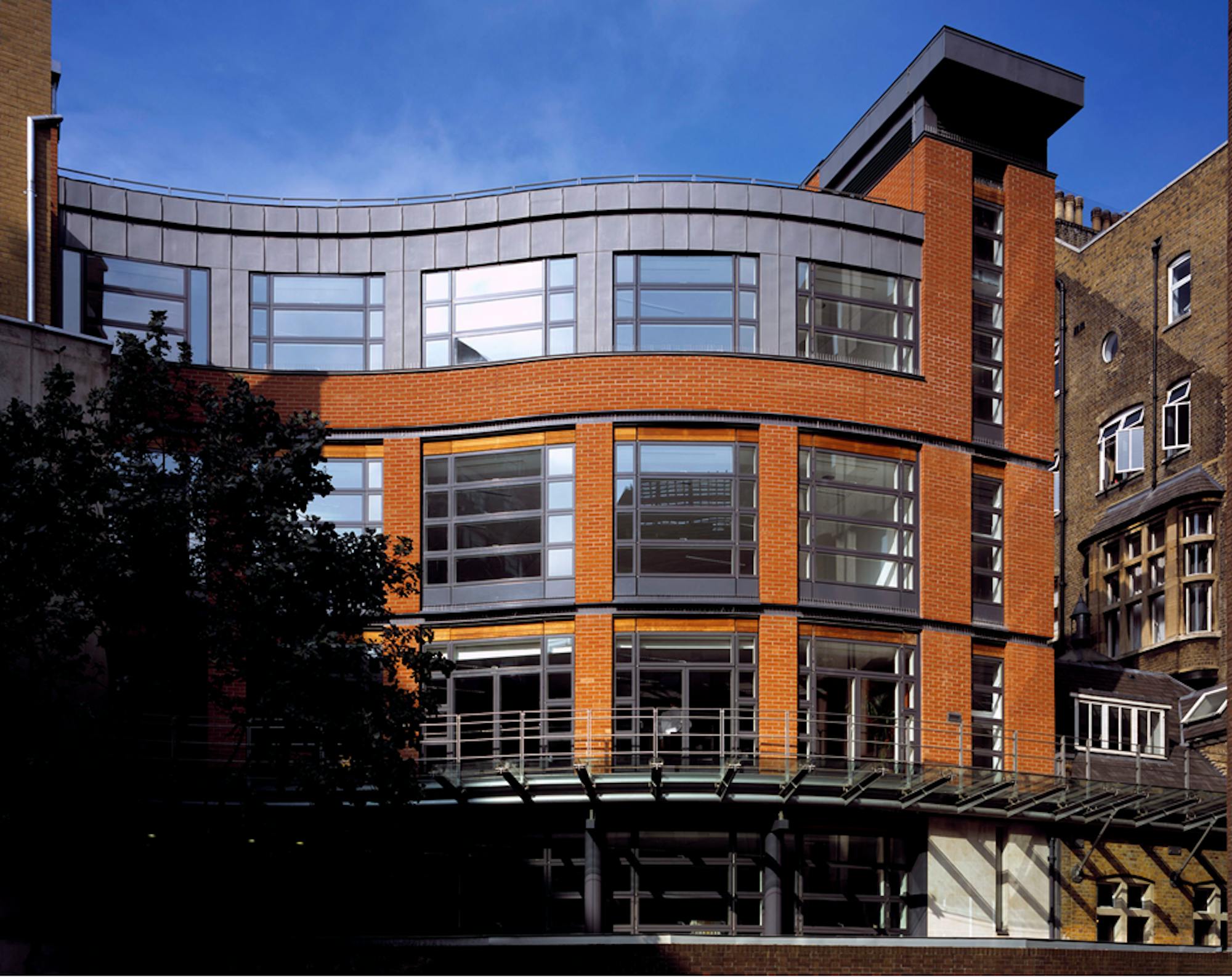 Commercial property to rent London - RX London