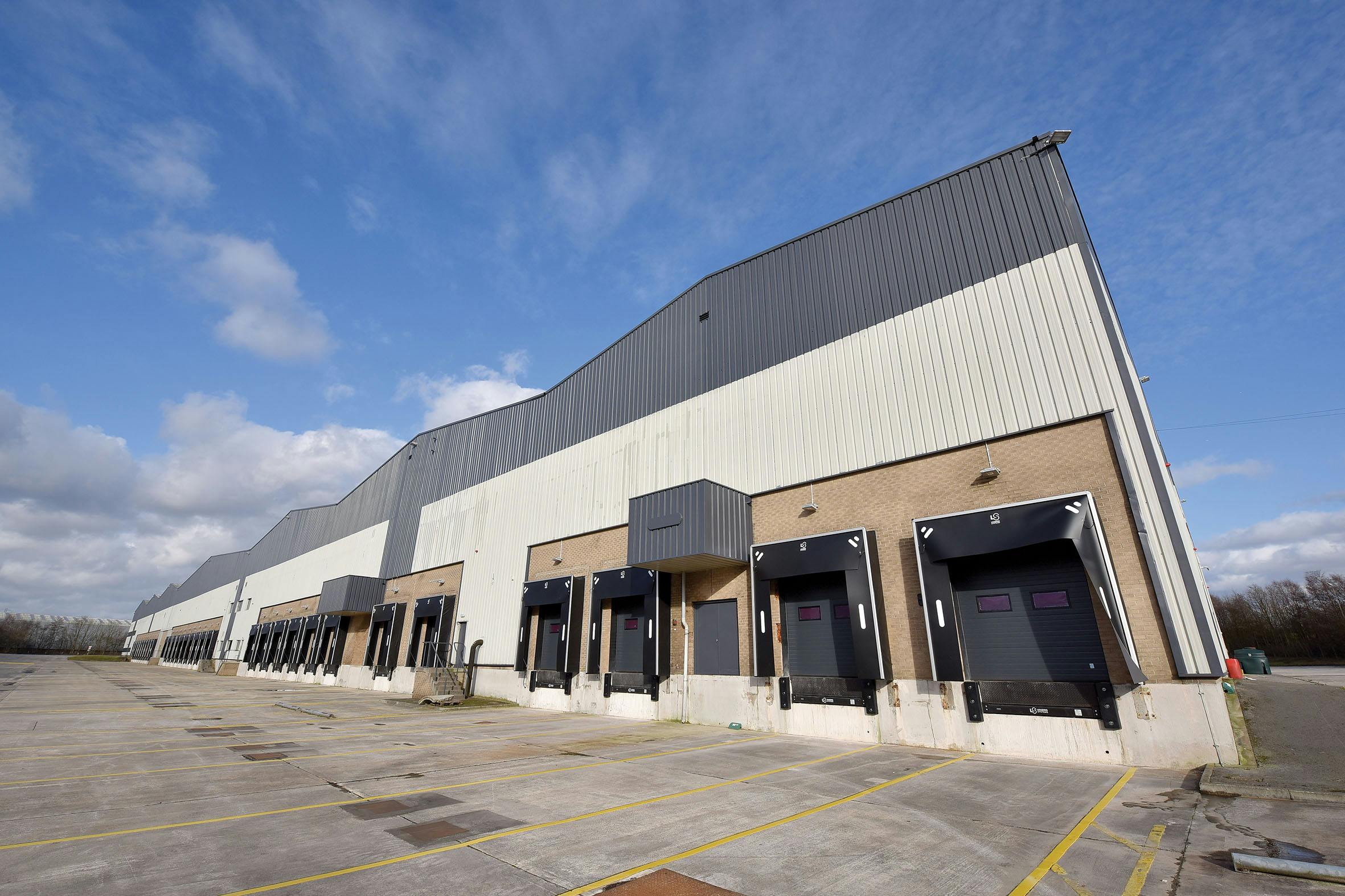 Stakehill 295, Stakehill Industrial Estate, Manchester, Industrial, To ...