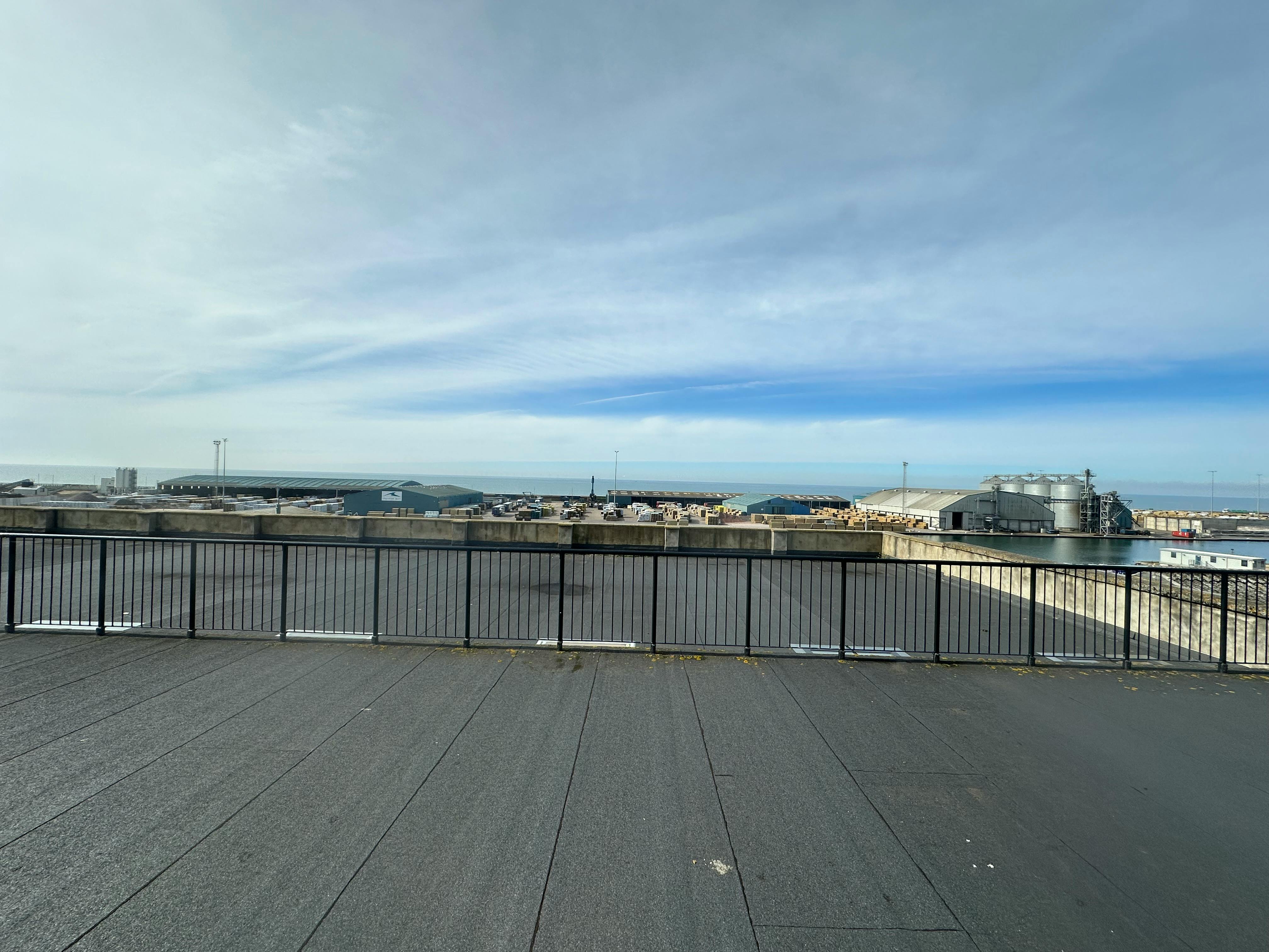 The Circle Building, Portslade, A3 (Restaurants and Cafes) / Leisure ...