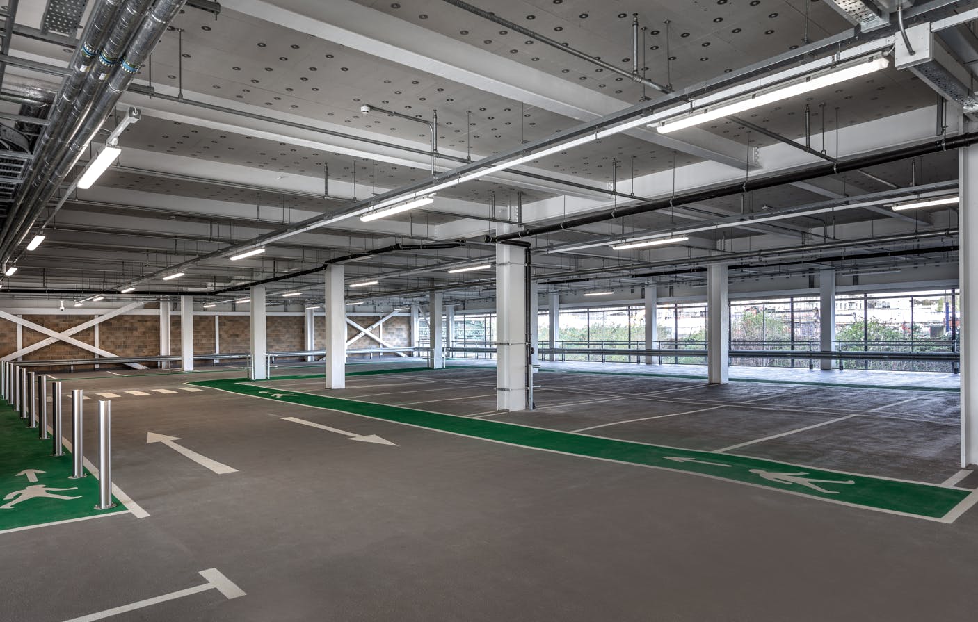 Segro V-Park Grand Union, A406, London, Industrial / Offices, To Let - DTRE