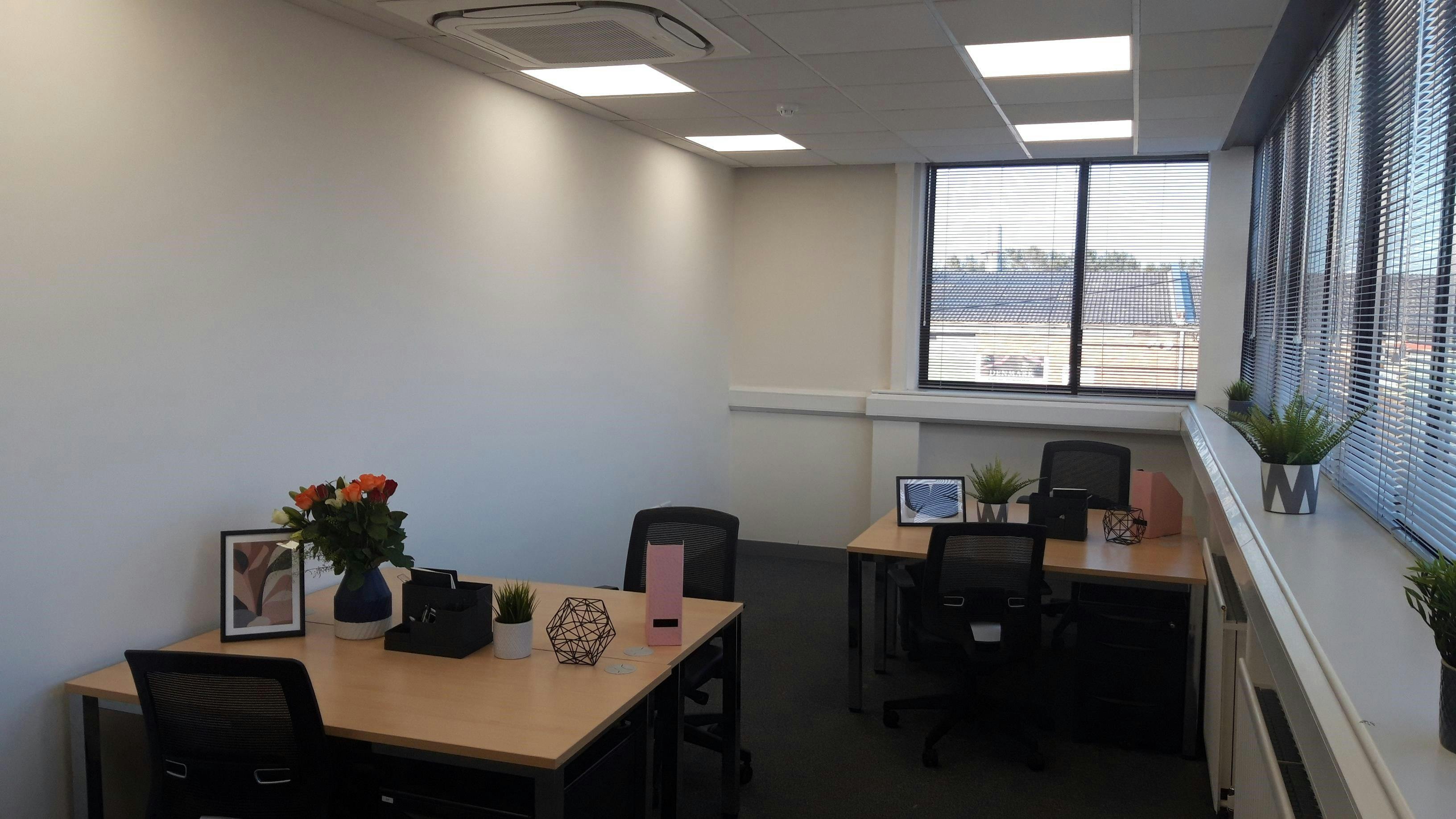 Paramount House, Egham, Offices / Serviced Offices, To Let - Stirling ...