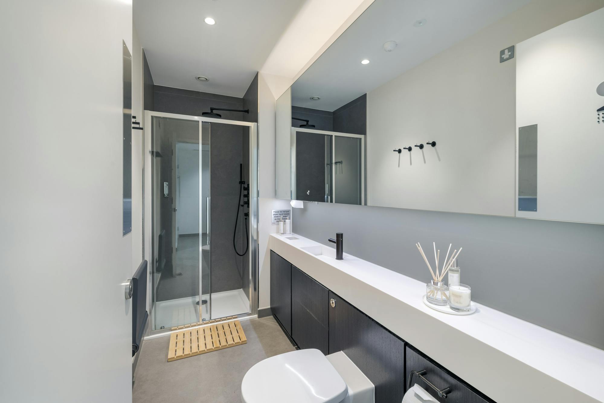 6 Duke Street St. James's, London, SW1Y 6BN available to rent via RX London