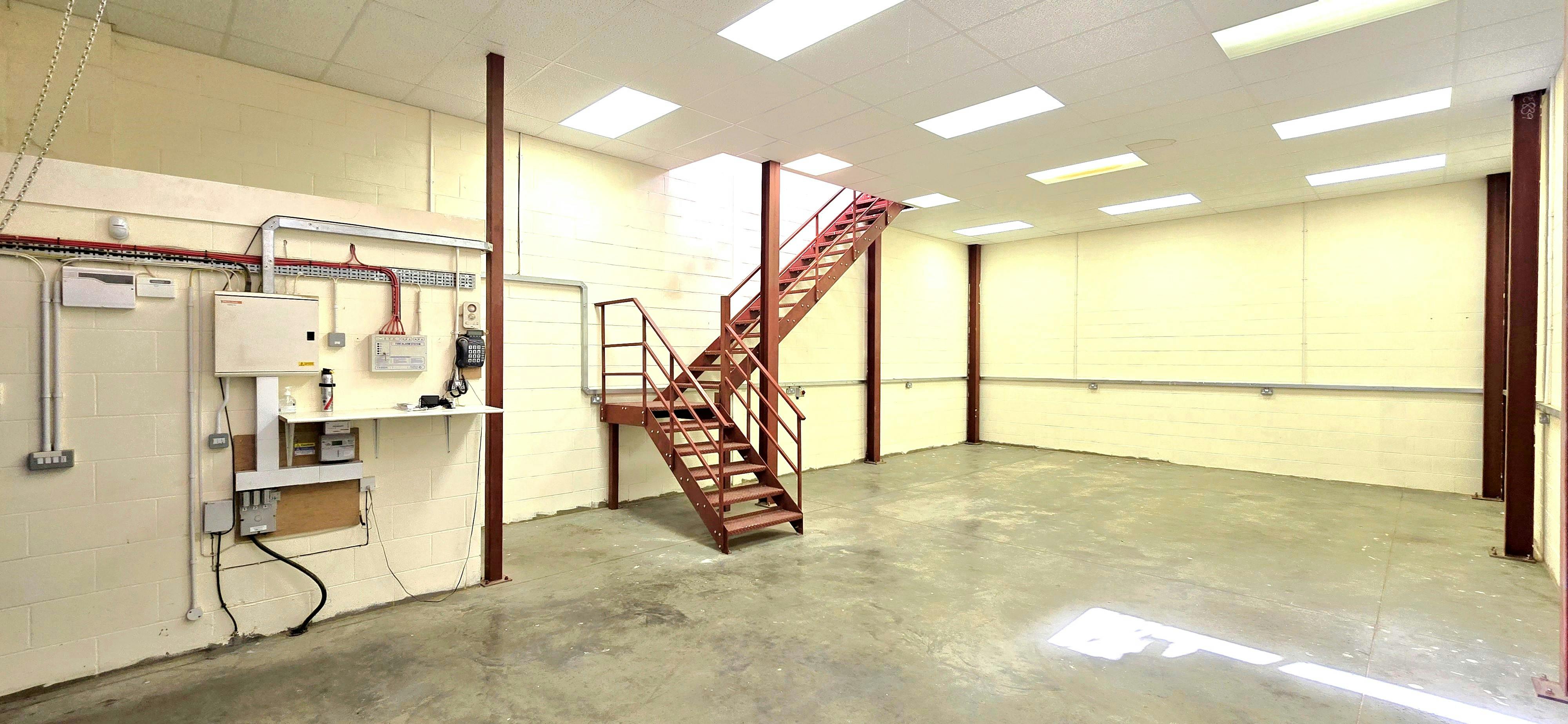 Unit 34, Cromwell Industrial Estate, Staffa Road, London, Warehouse ...