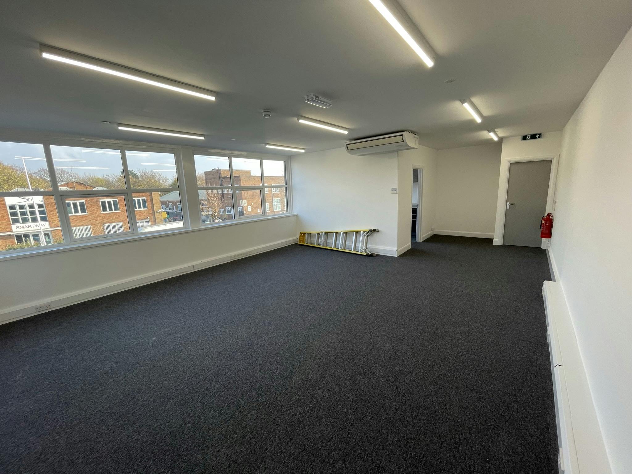 15 Lyon Road, Wimbledon, Industrial, To Let - Grant Mills Woods - AS