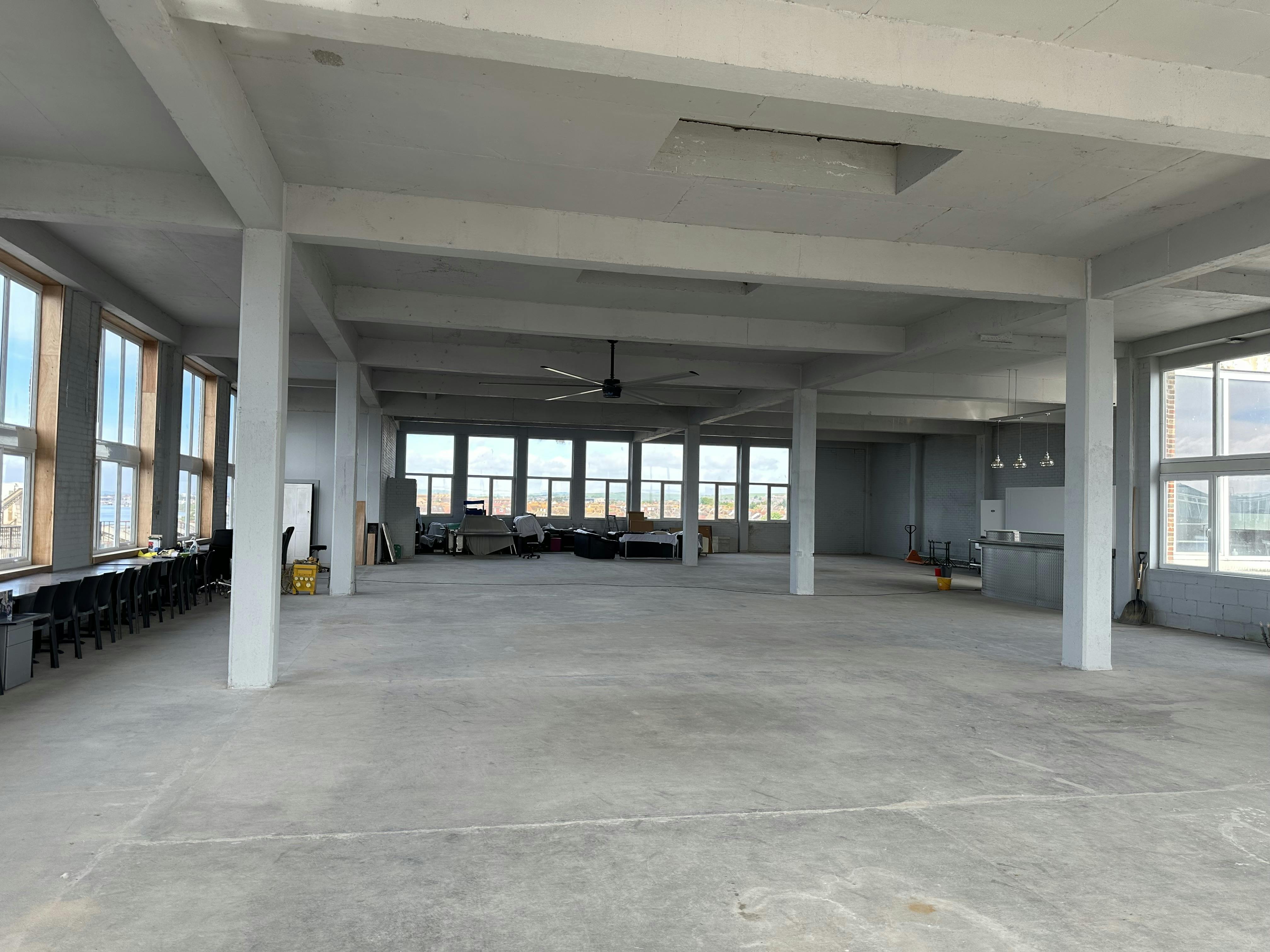 The Circle Building, Portslade, A3 (Restaurants and Cafes) / Leisure ...