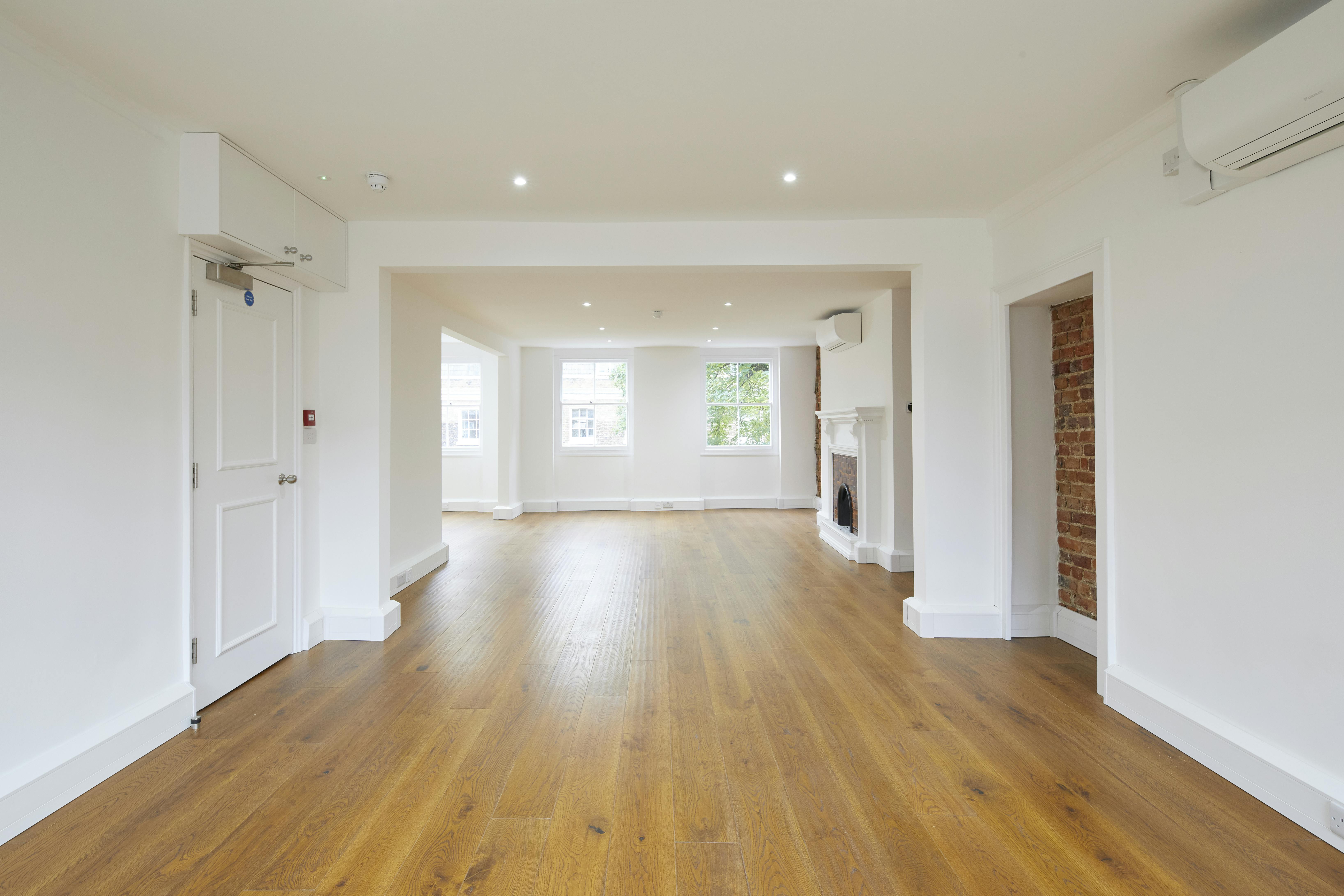 32 Percy Street, London, Office, To Let or For Sale - Bluebook
