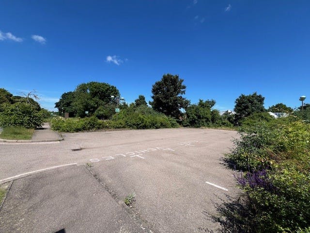 Land at Watling House, High Street North, Dunstable, D1 / Development ...