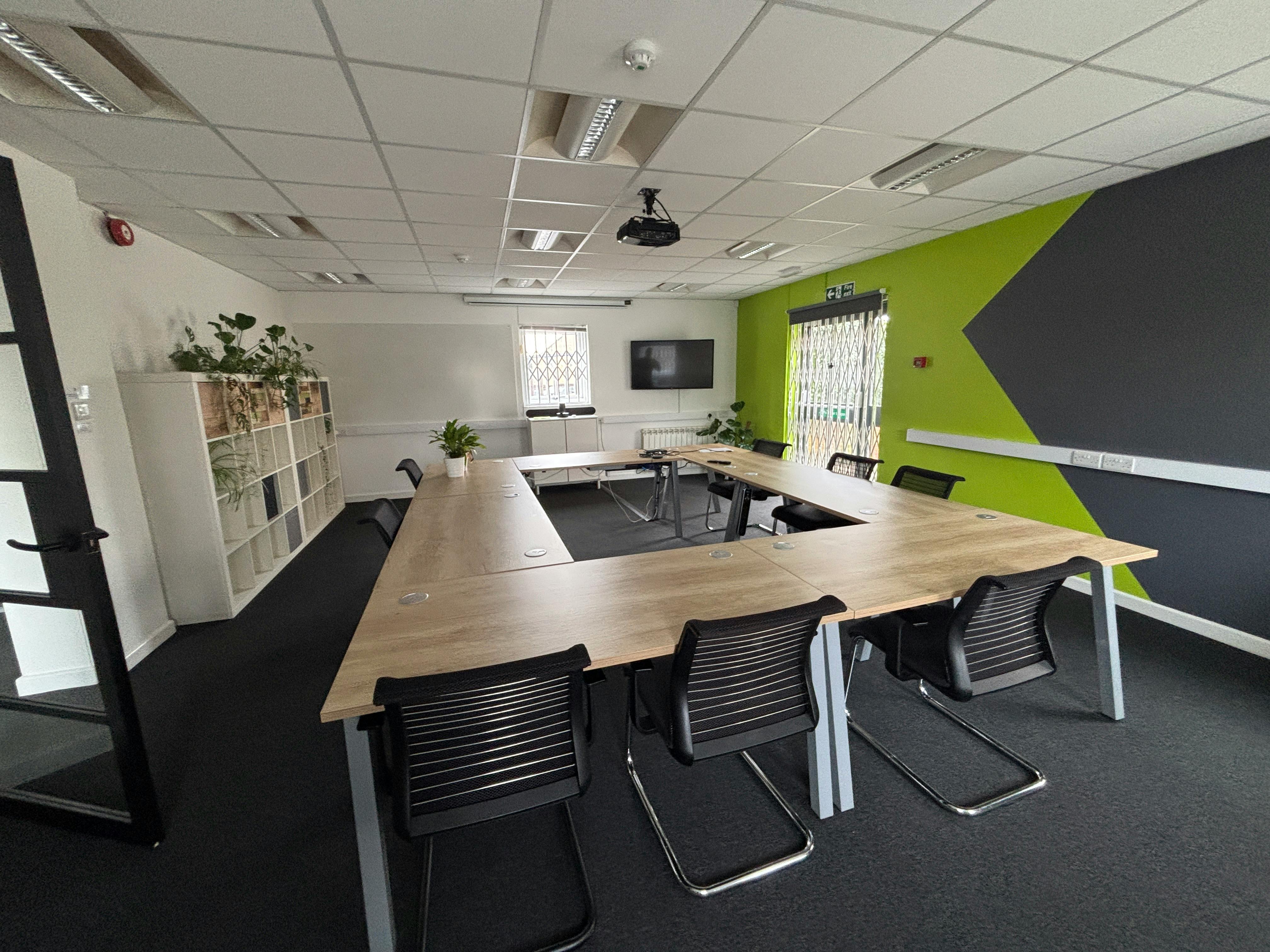 Riverside House, Witney, Office, To Let or For Sale - Conway