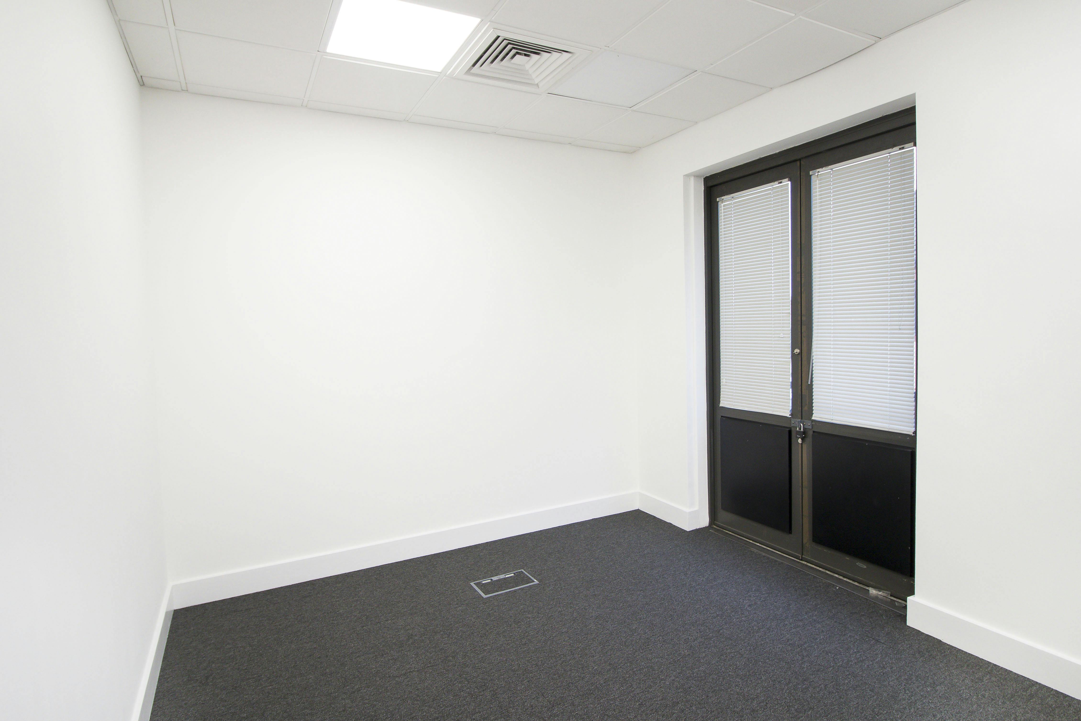 Unit 1 First Floor, Brook Business Centre, Uxbridge, Office, To Let ...