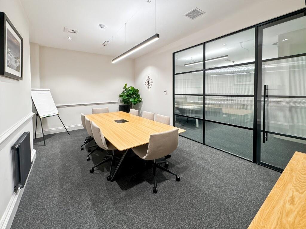 6 Waterloo Place, Edinburgh, Serviced Office, To Let