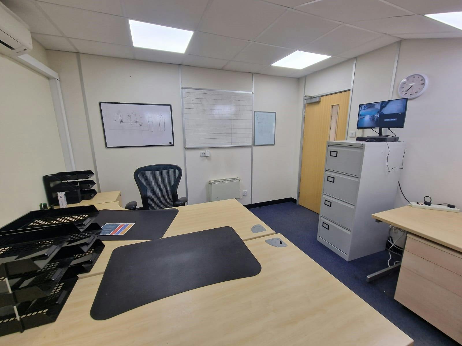 Unit 14 Cufaude Business Park, Cufaude Lane, Bramley, Industrial ...