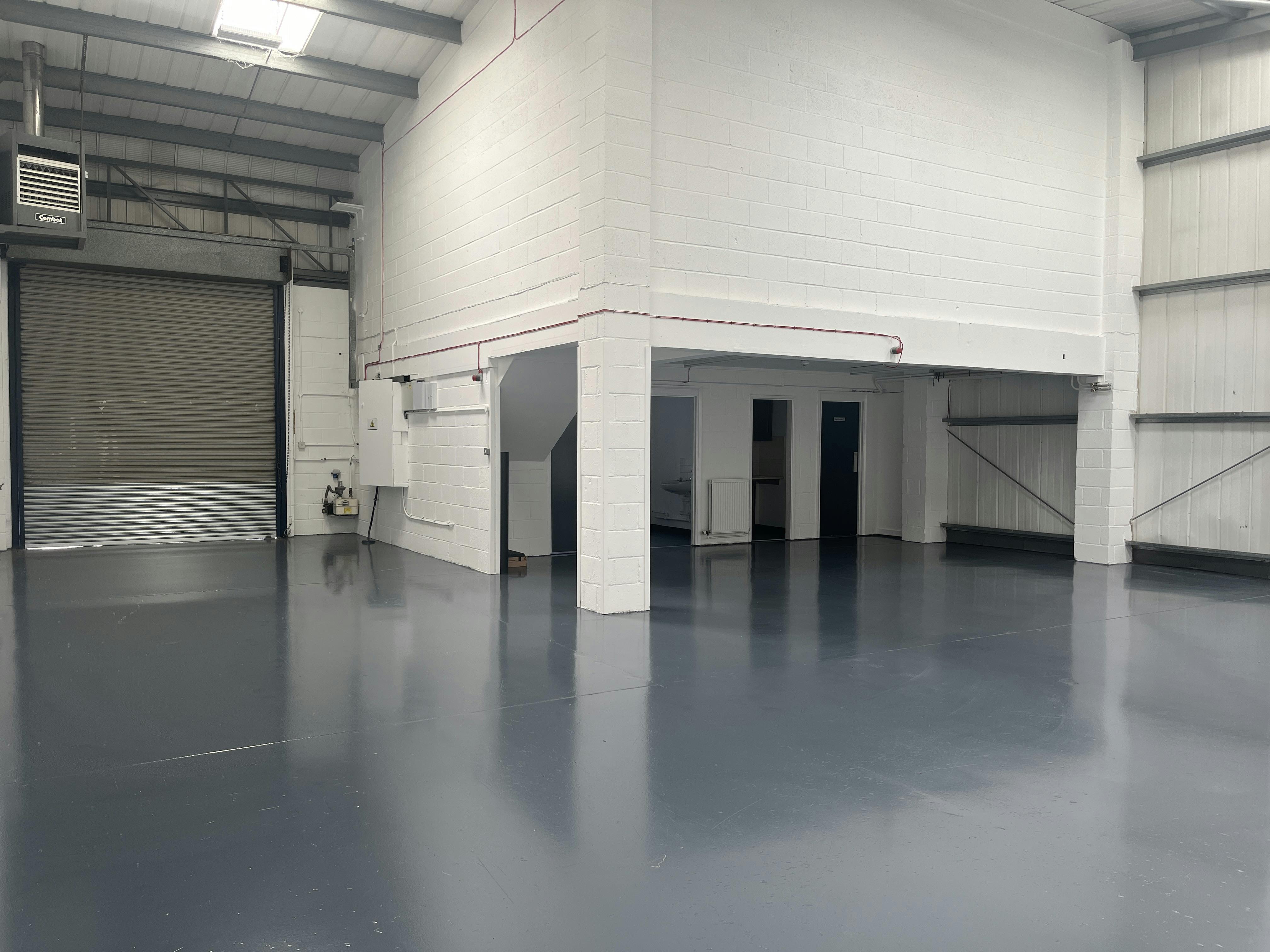 Unit 9, Vale Industrial Estate, Aylesbury, Industrial, To Let ...