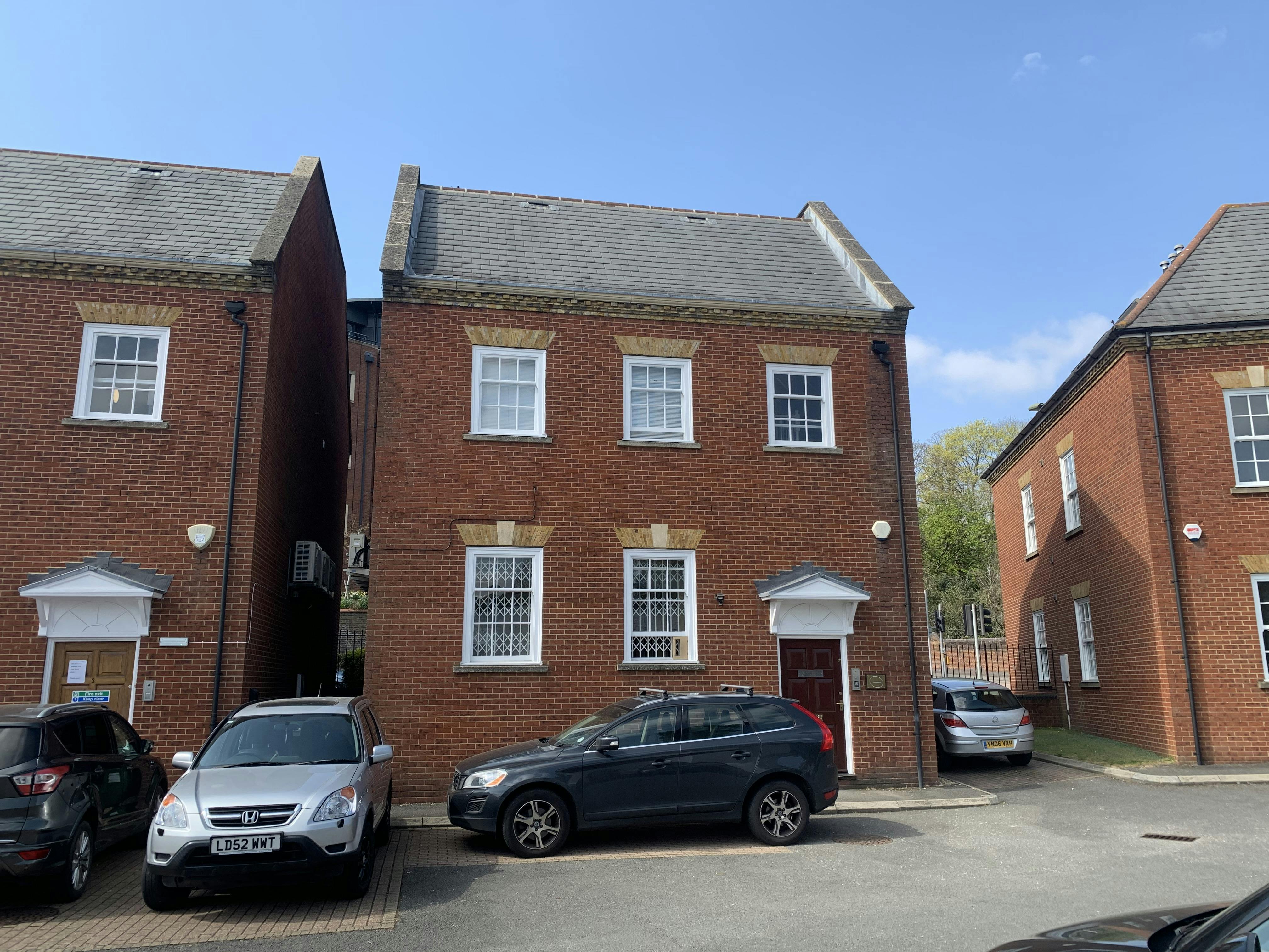2 Castlefield Court, Reigate, Offices, To Let - Hurst Warne - Society ...