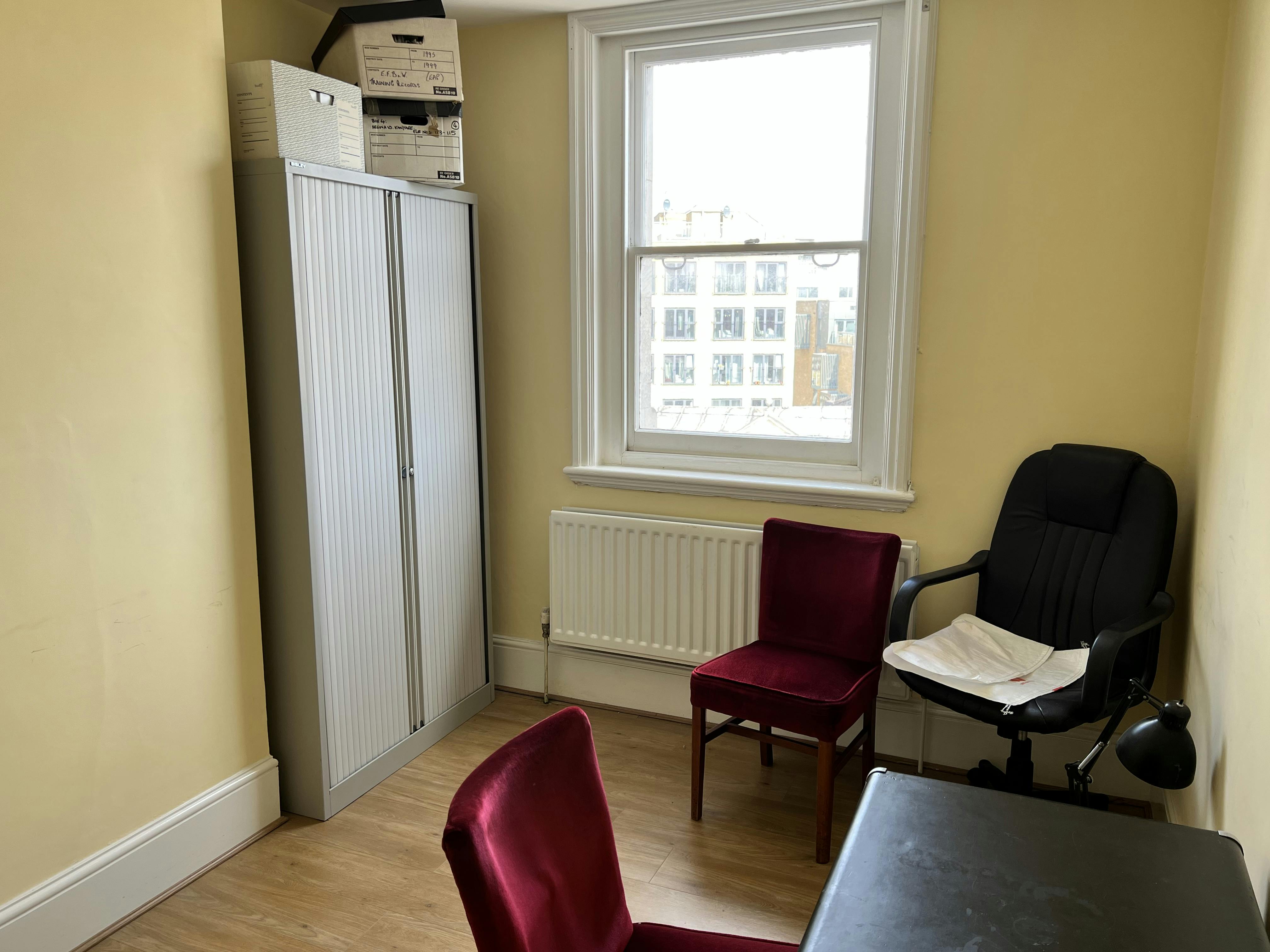 Bank Chambers, 660-664 Commercial Road, London, Education / Health ...