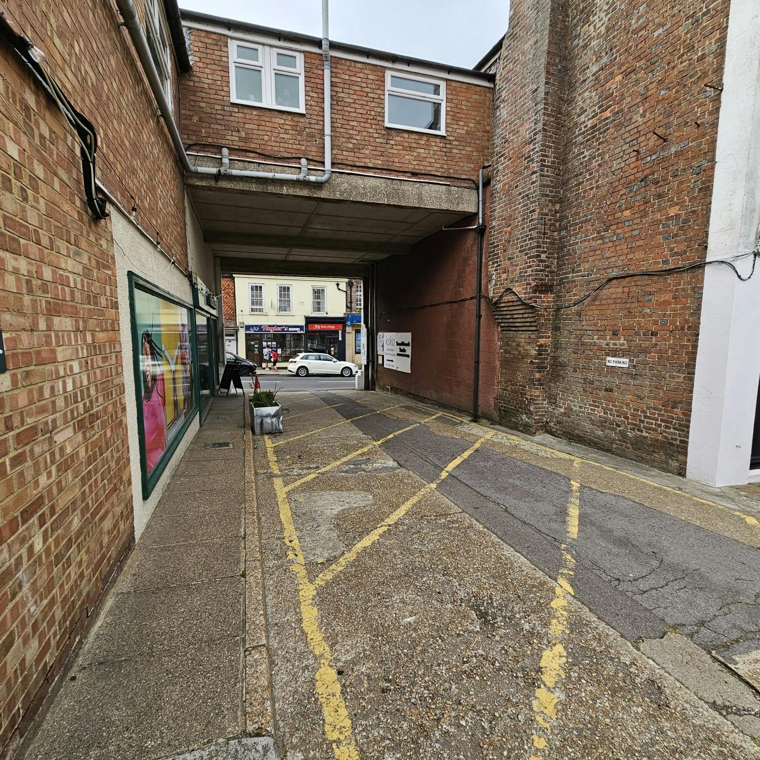 18 High Street, Battle, Retail, To Let