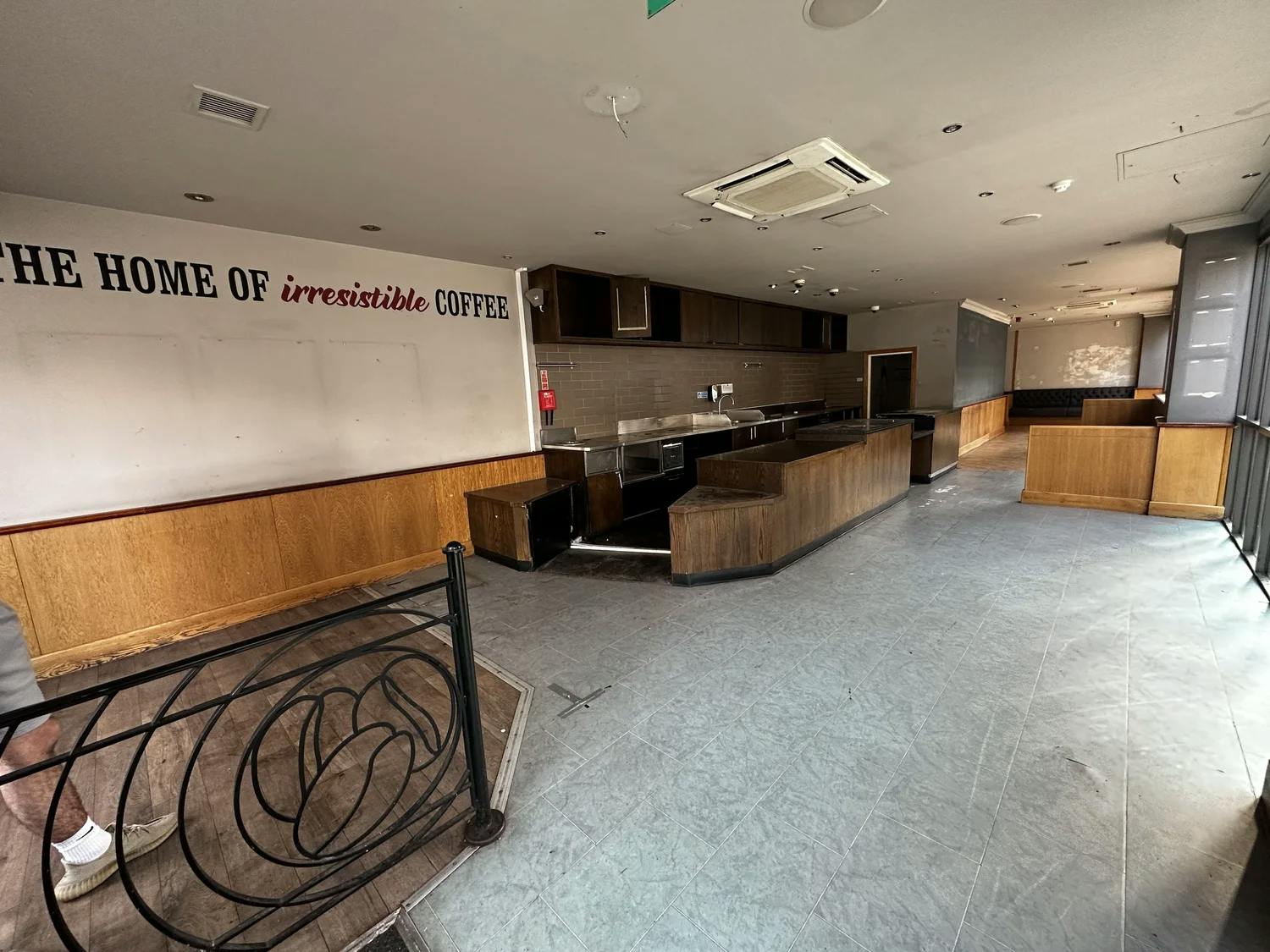 4 Scott Street, Perth, Retail, To Let - Smart & Co