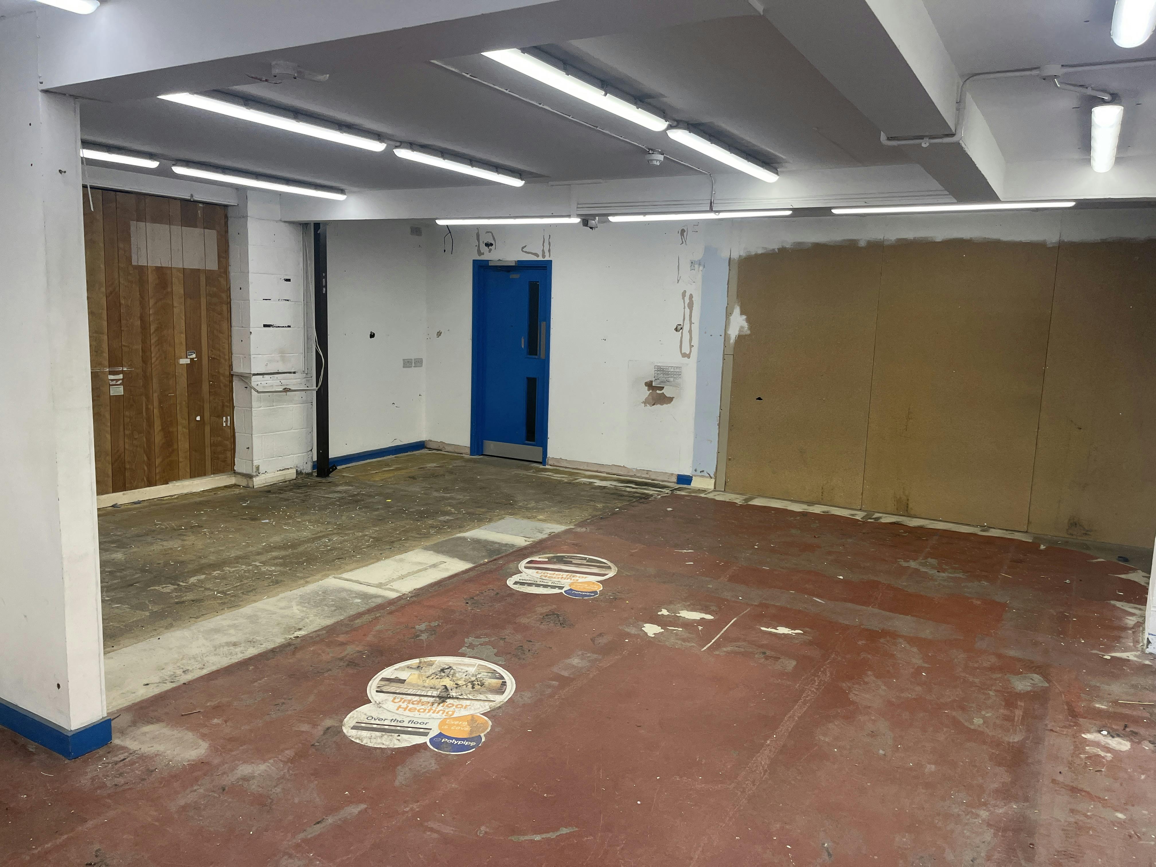 Unit 4 Vale Industrial Estate, Southern Road, Aylesbury, Industrial, To ...