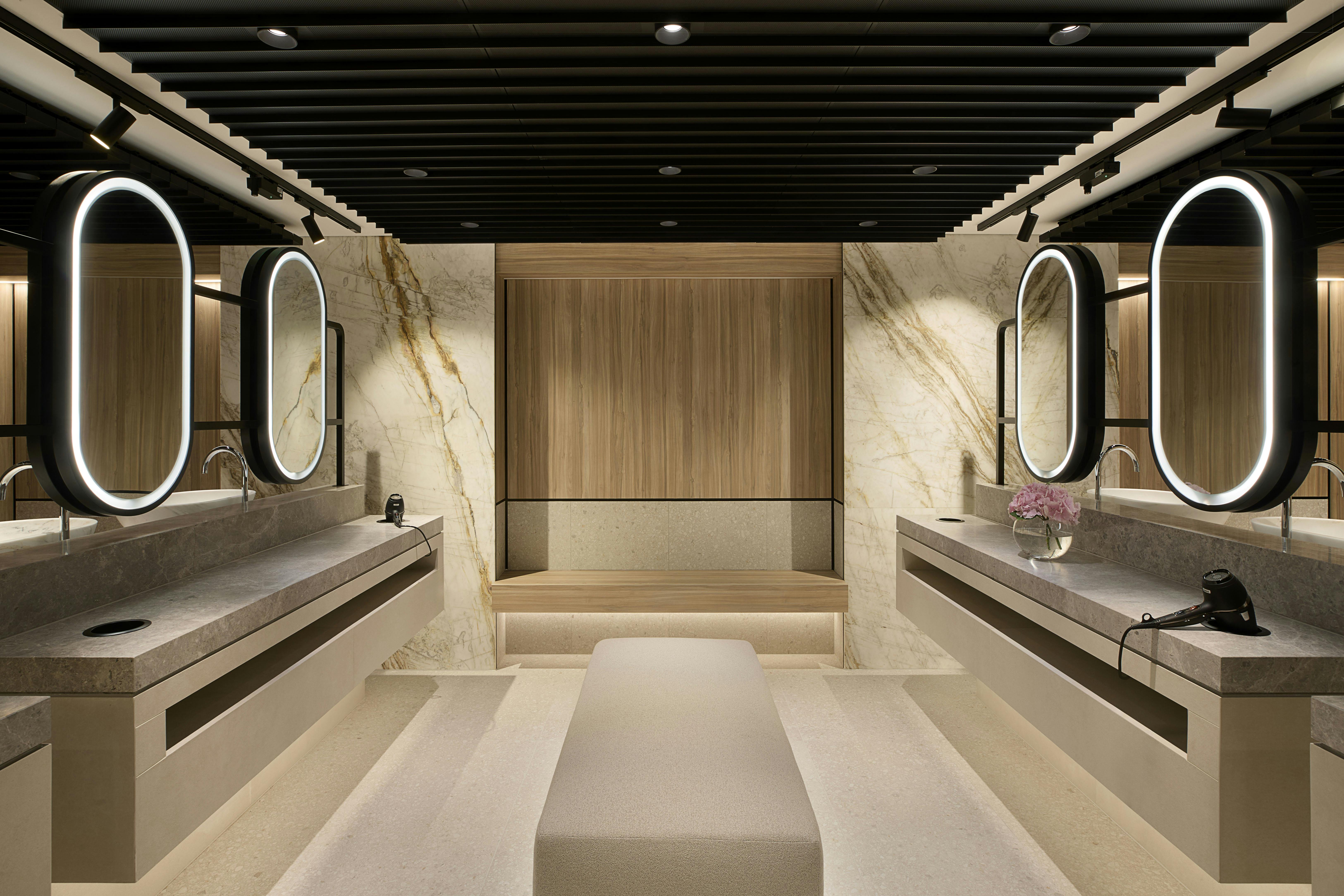 20 Carlton House Terrace, St James's - Edward Charles & Partners