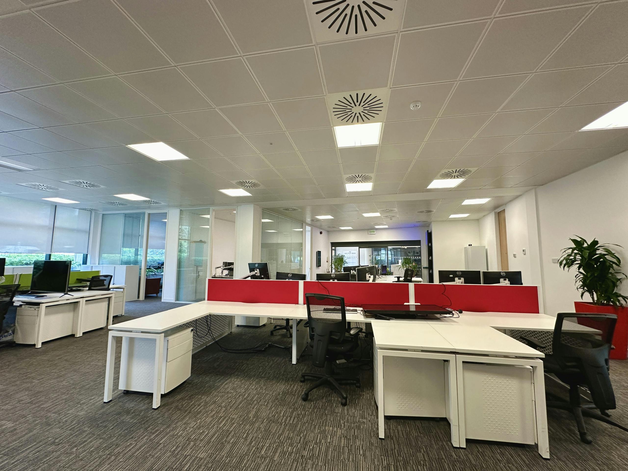 Building 400, Capability Green, Luton, Office, To Let - S.R. Wood & Son