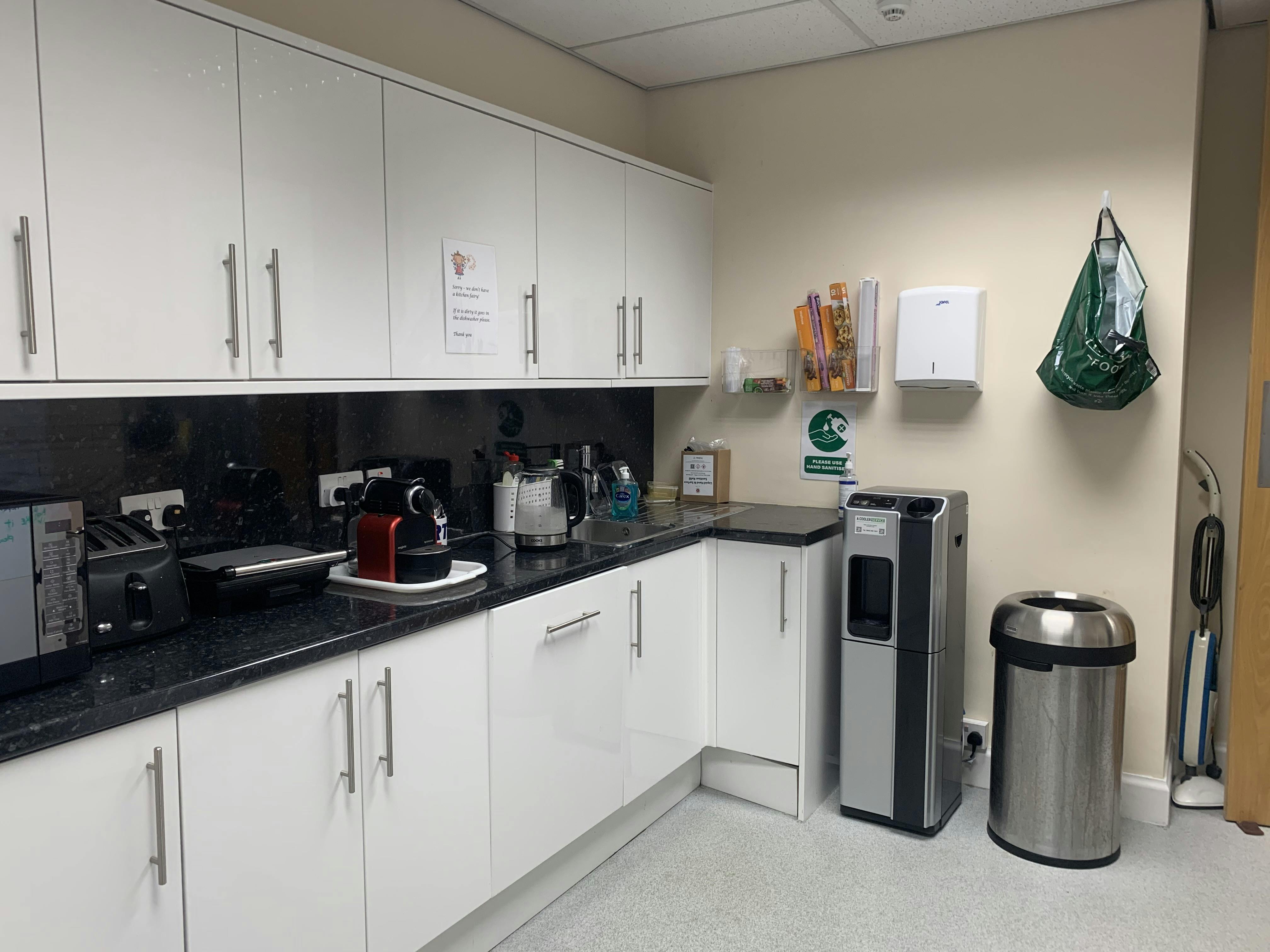 2 Castlefield Court, Reigate, Offices, To Let - Hurst Warne - Society ...