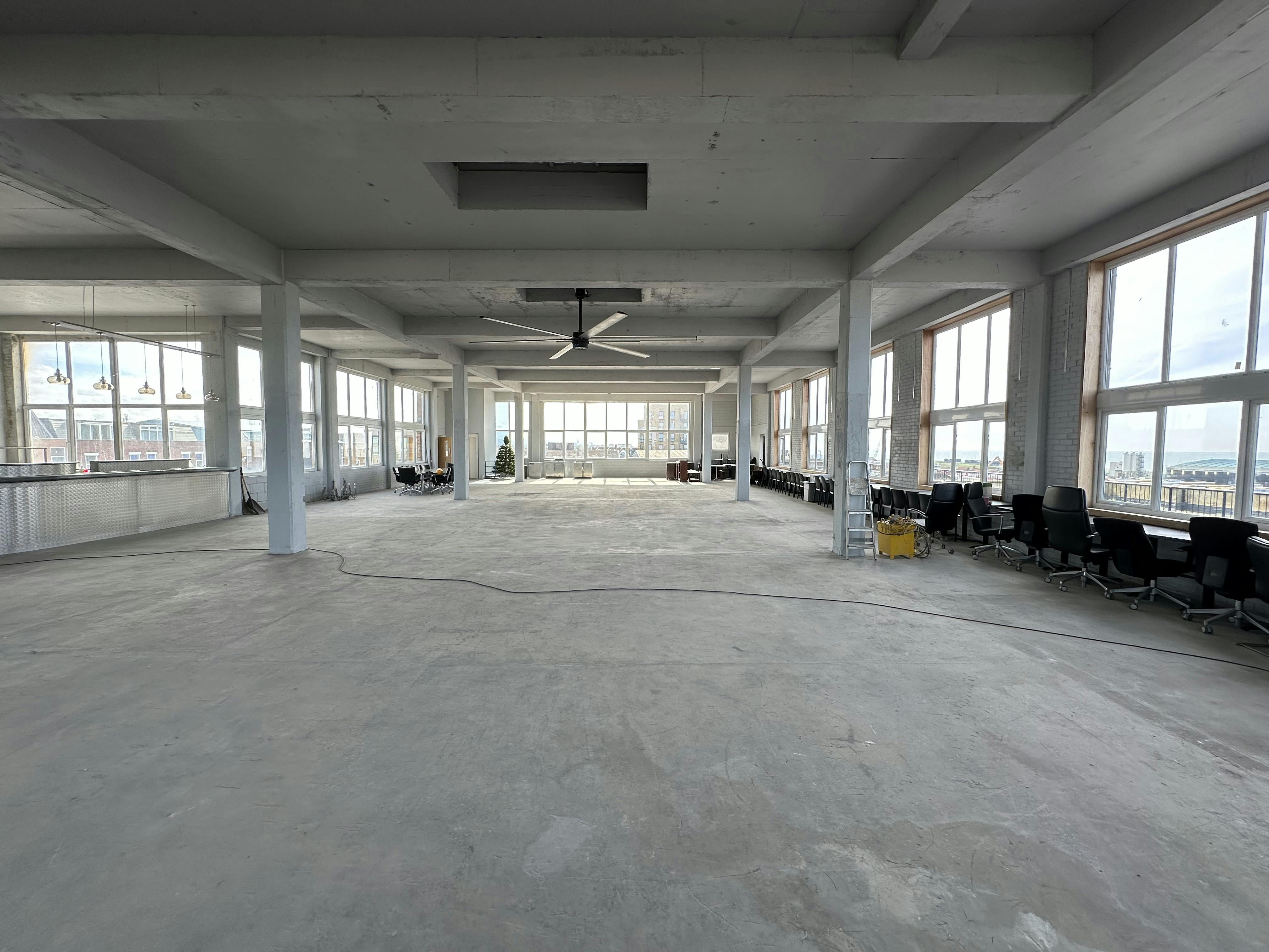 The Circle Building, Portslade, A3 (Restaurants and Cafes) / Leisure ...