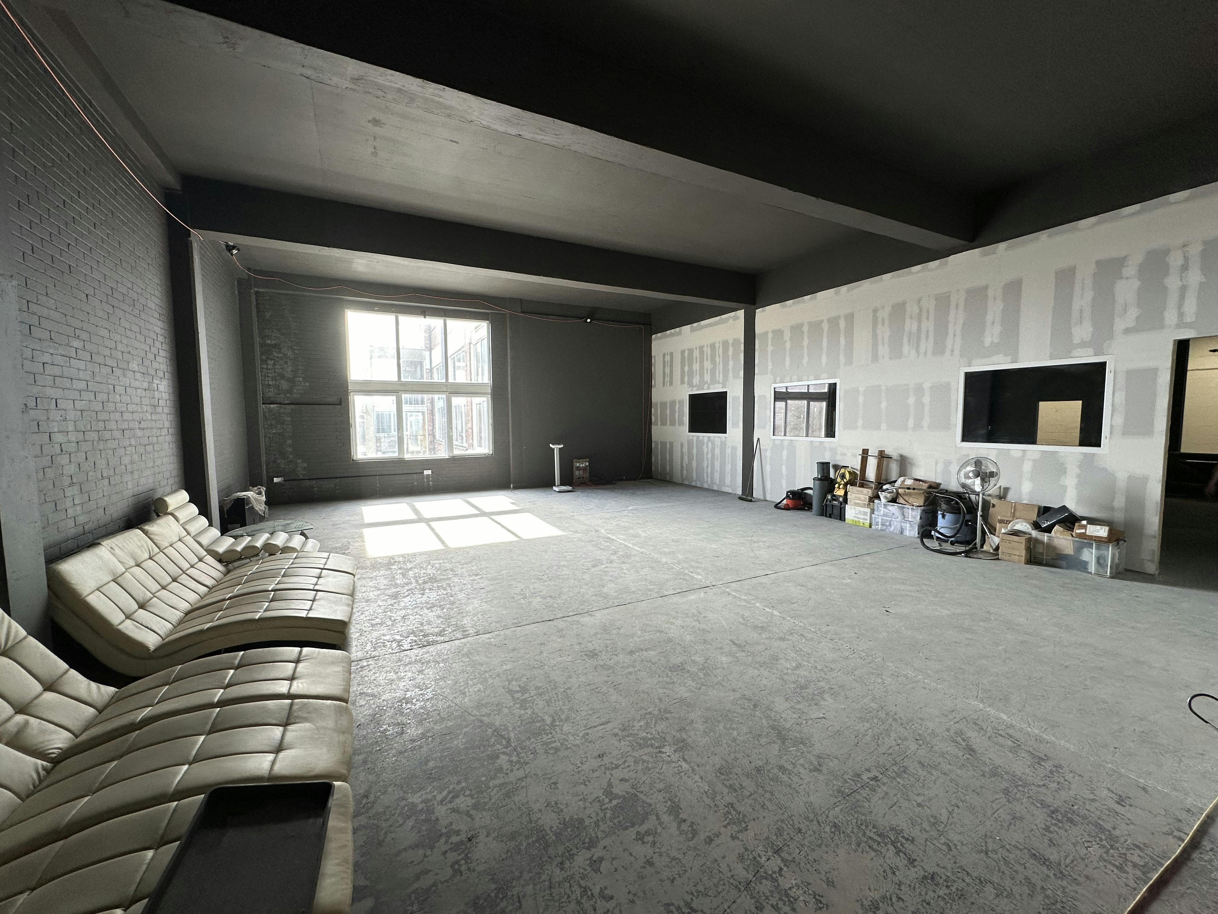 The Circle Building, Portslade, A3 (Restaurants and Cafes) / Leisure ...