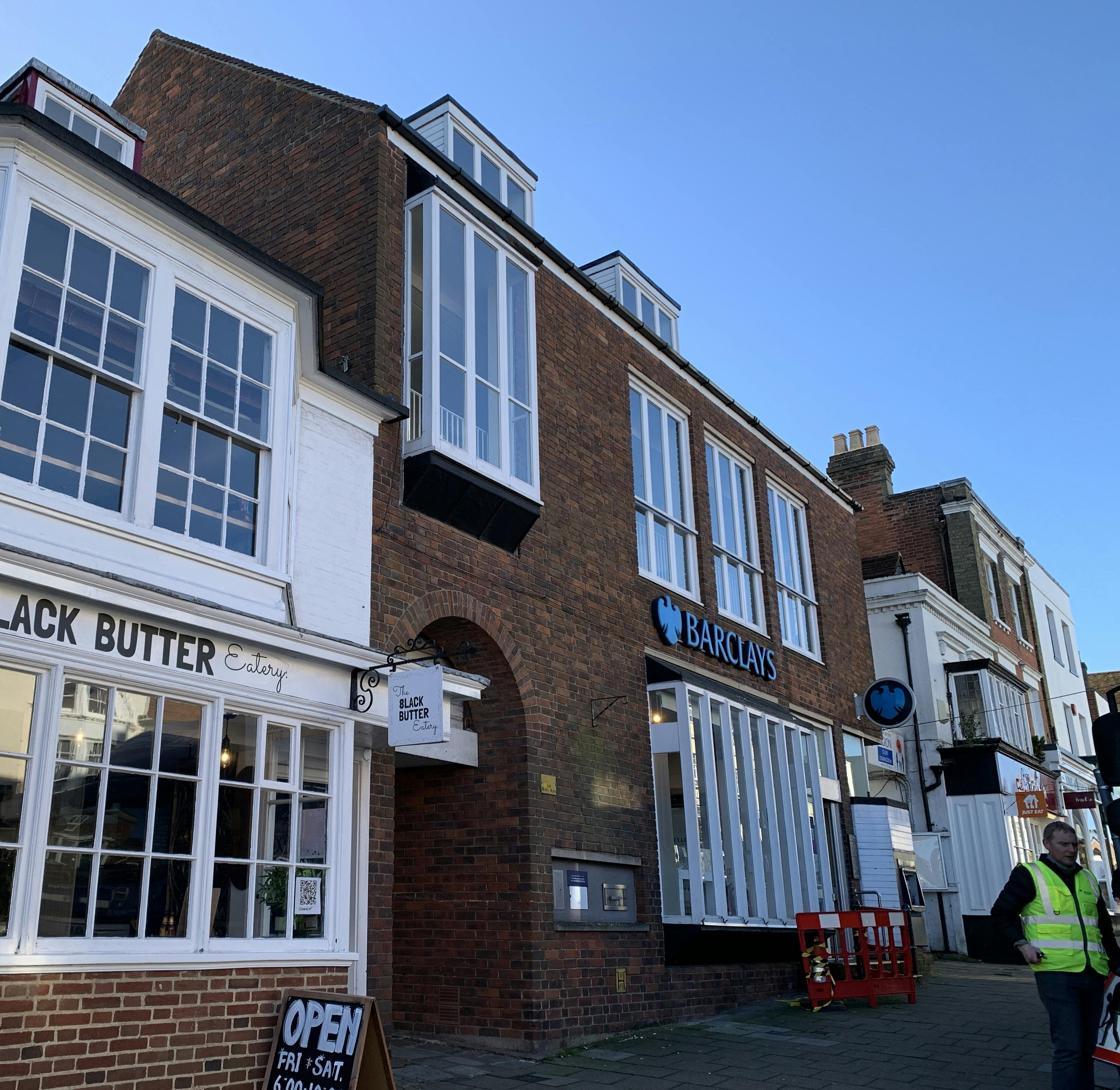 21/22b High Street, Lymington, D1 (Non Residential Institutions) / D2 ...