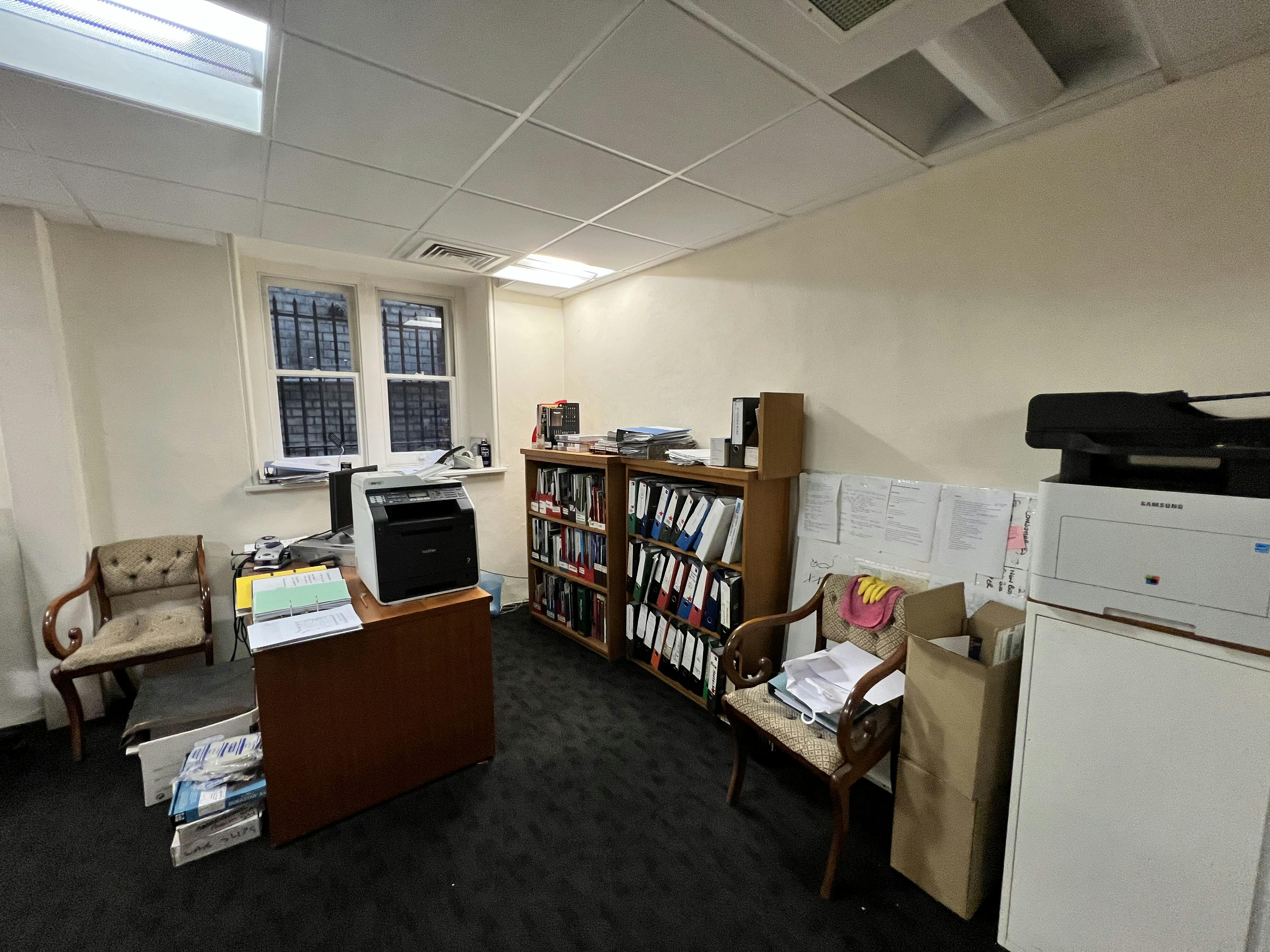 Bank Chambers, 660-664 Commercial Road, London, Education / Health ...