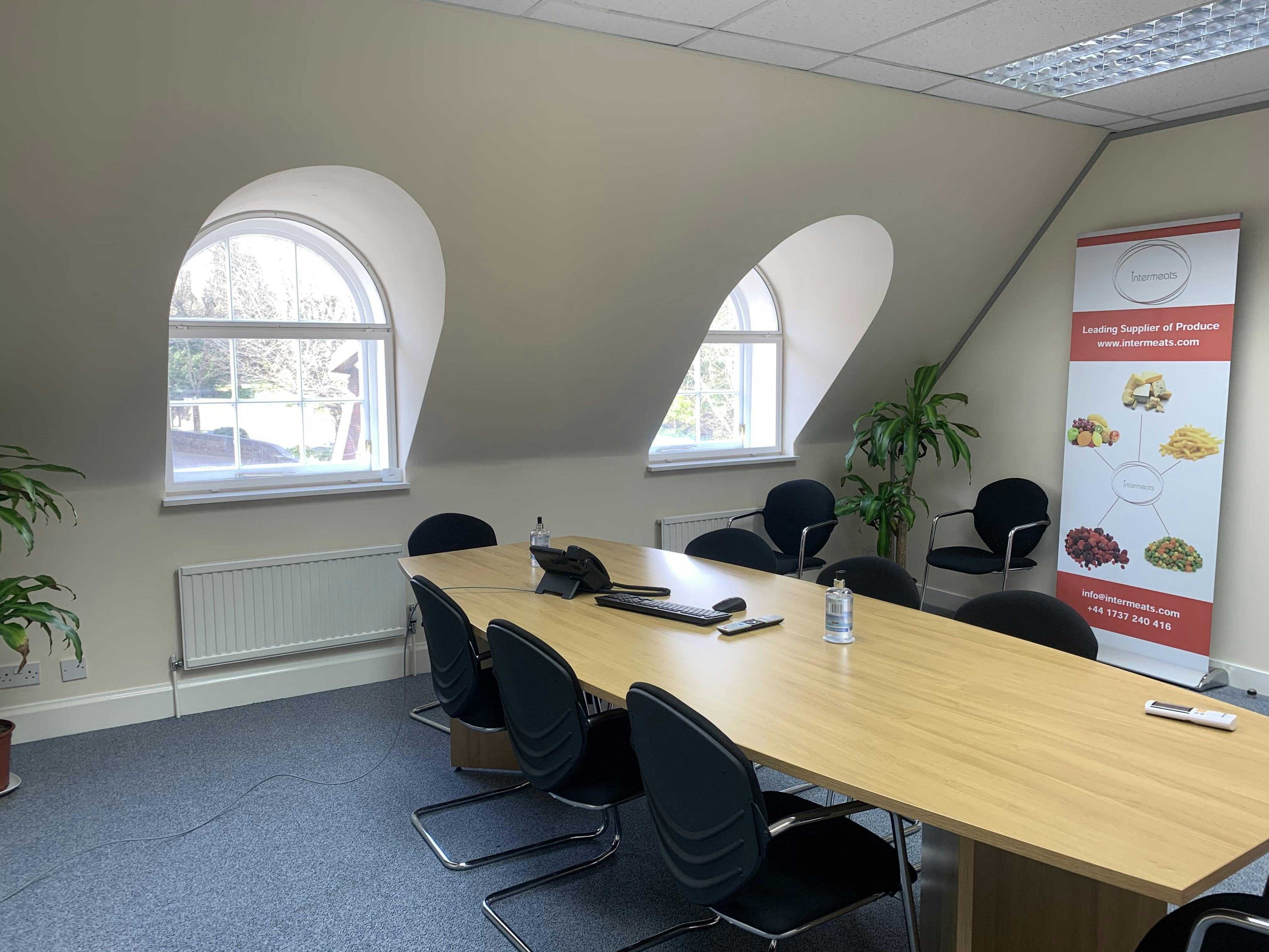 2 Castlefield Court, Reigate, Offices, To Let - Hurst Warne - Society ...