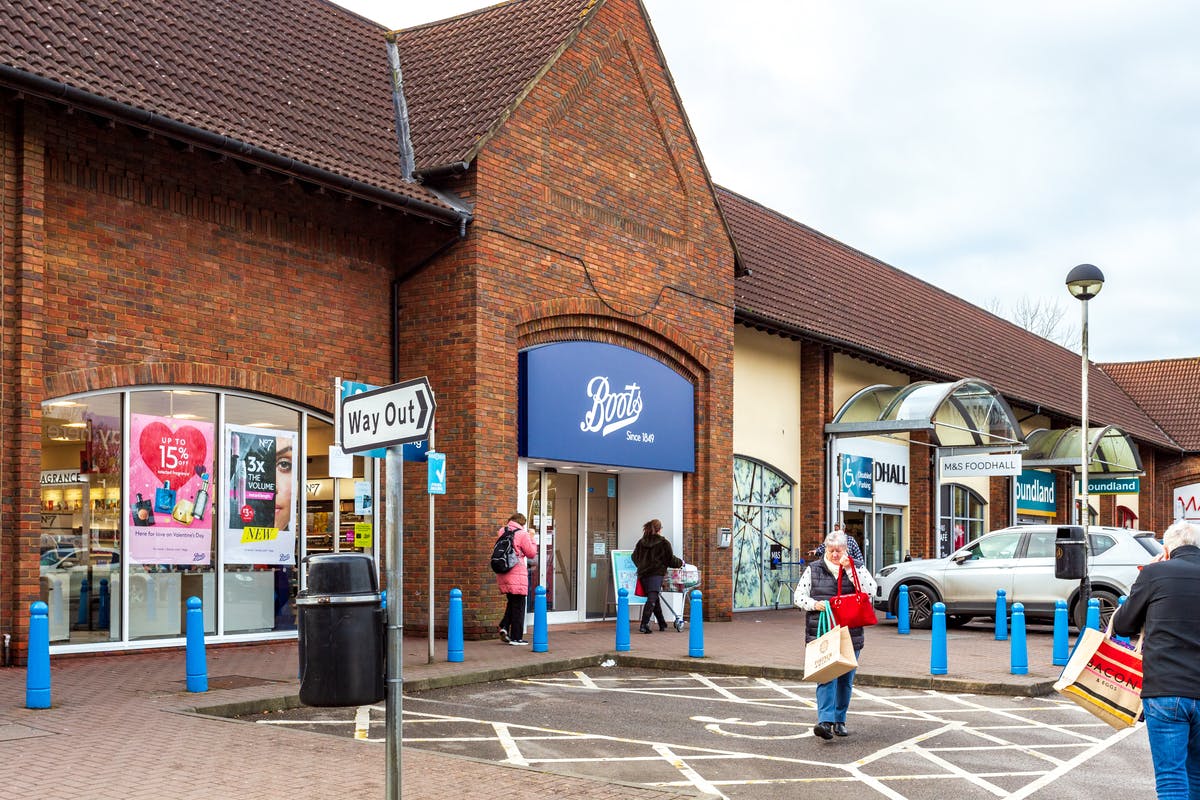 Store C, Chineham Shopping Centre, Chineham, Basingstoke, Retail, To ...