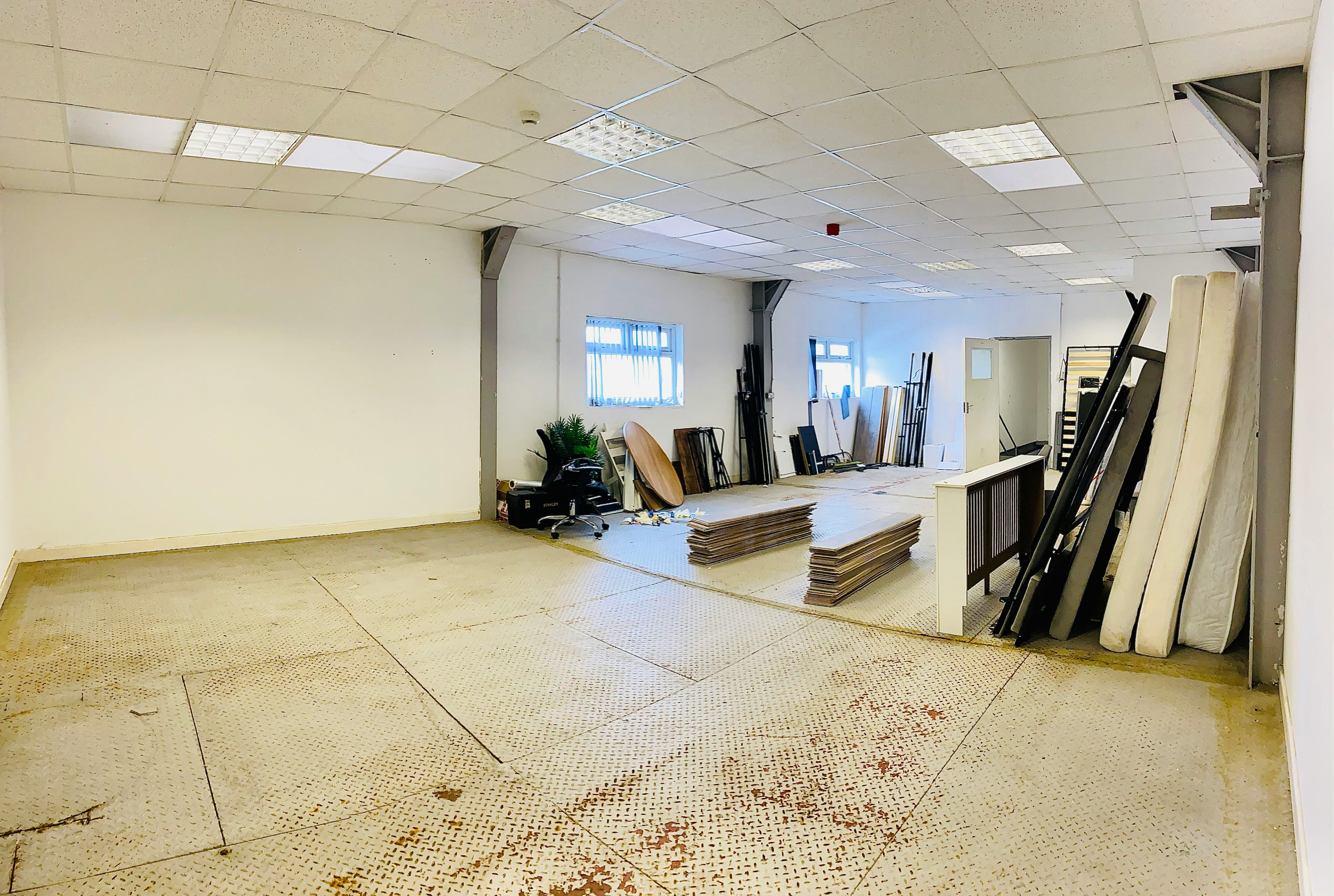 Unit 15 Hendham Vale Industrial Park, Vale Park Way, Manchester ...