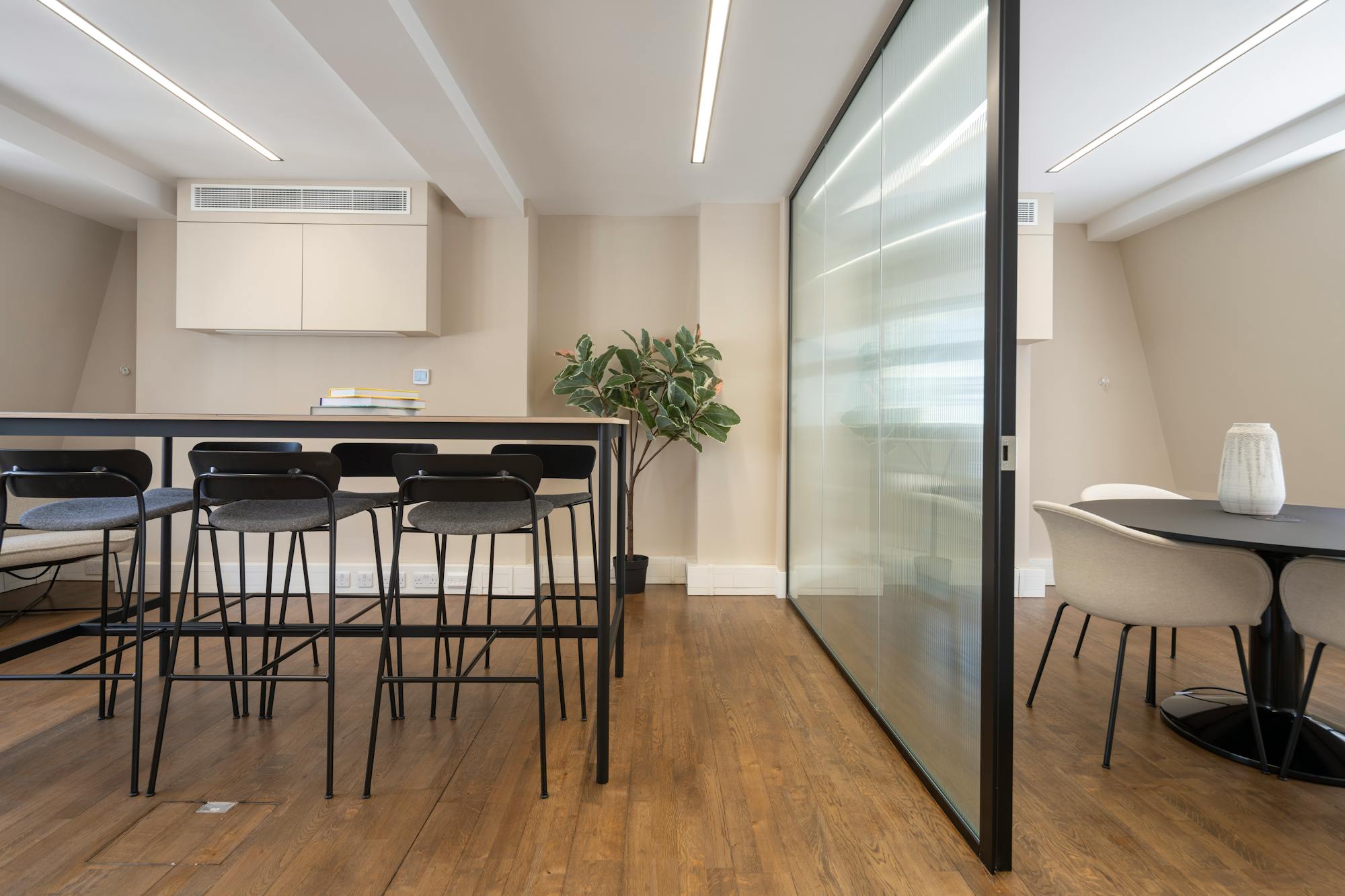 16 Kingly Street, London, W1B 5PT available to rent via RX London