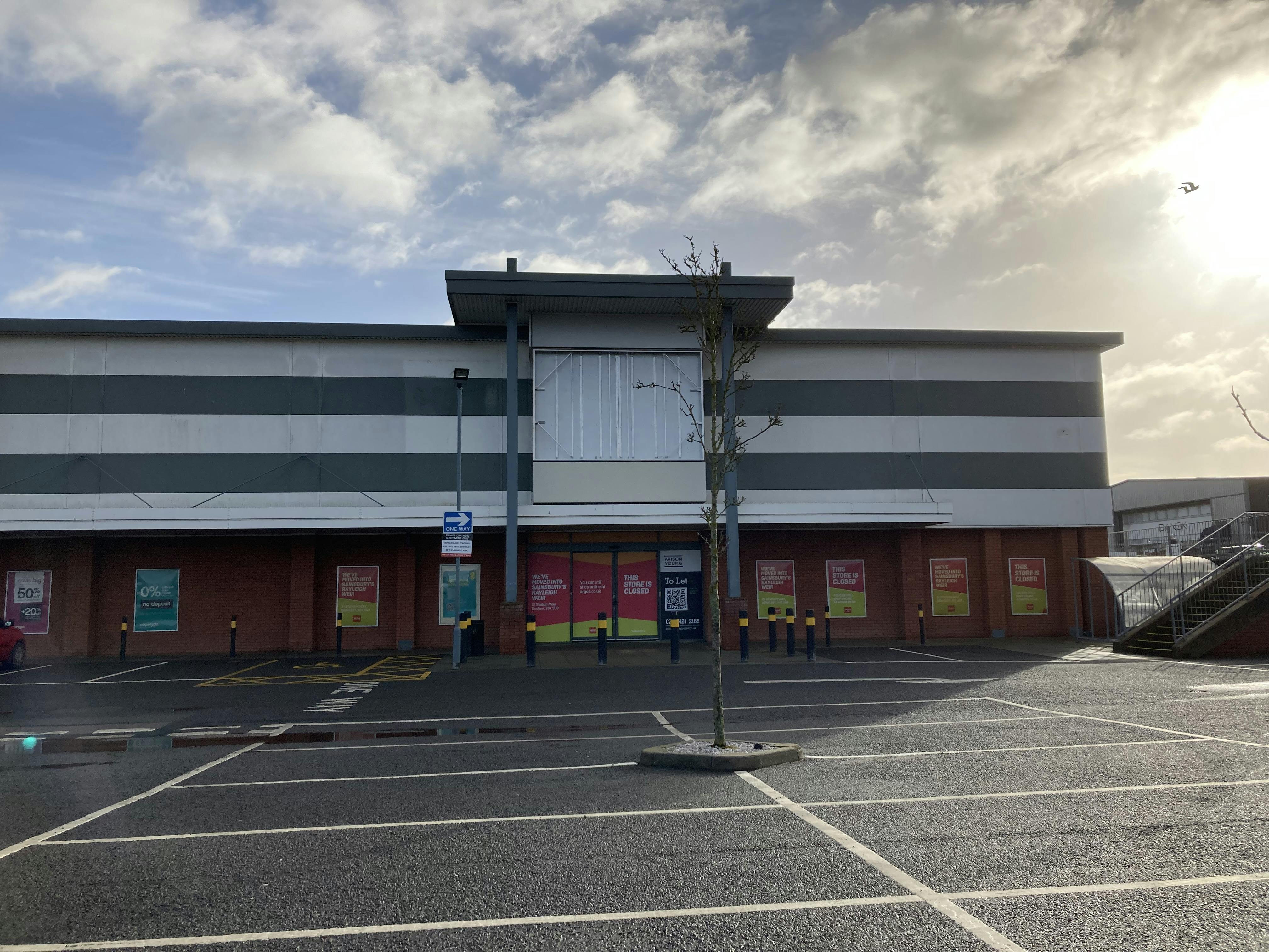 Weir Retail Park, Stadium Way, Rayleigh, Retail - Out Of Town, To Let