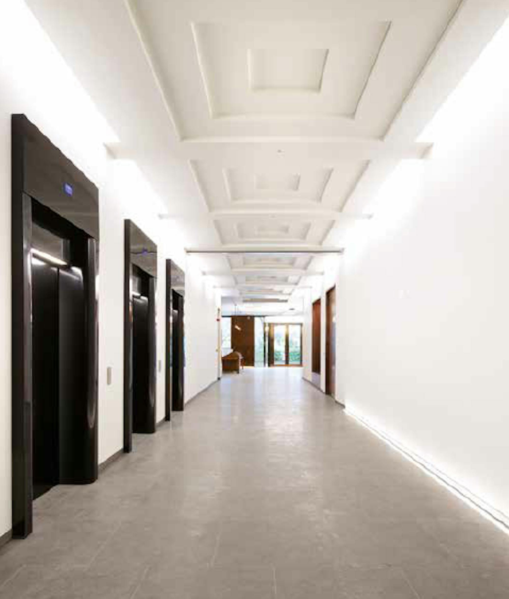 8 St. James's Square, London, SW1Y 4JU available to rent via RX London