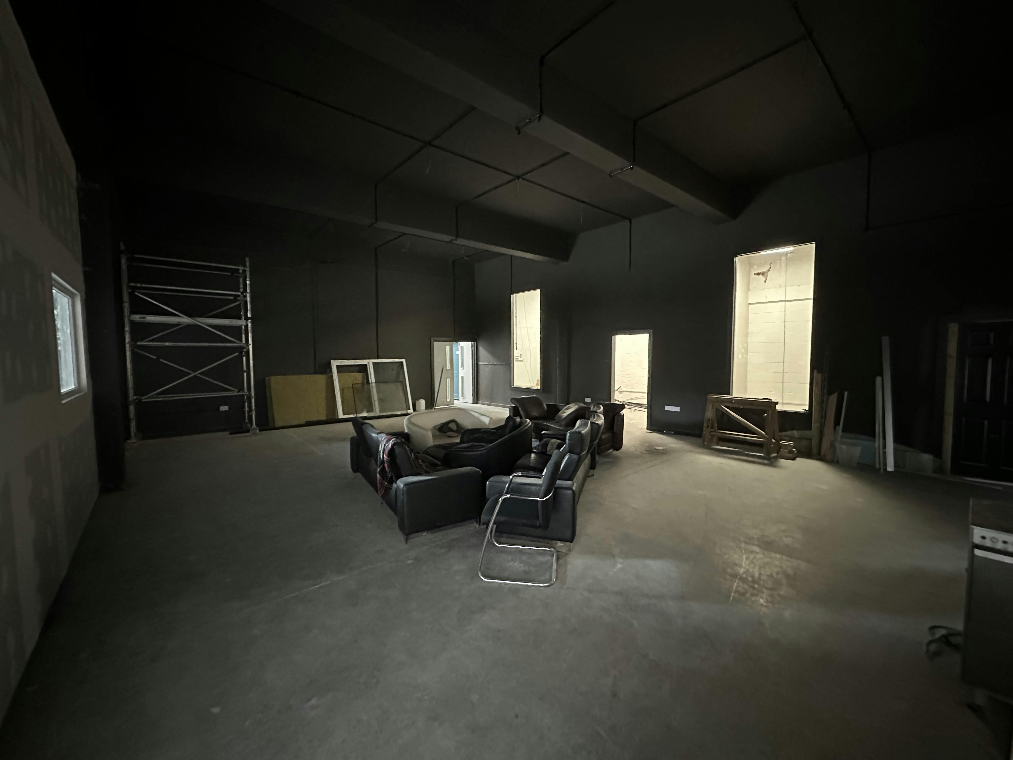 The Circle Building, Portslade, A3 (Restaurants and Cafes) / Leisure ...